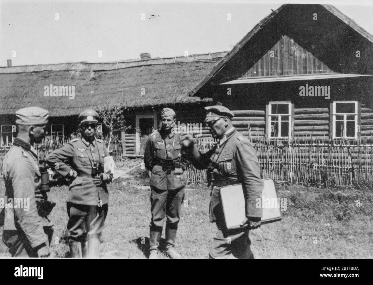 Operation barbarossa ww2 deutsche infanterie -Fotos und -Bildmaterial ...