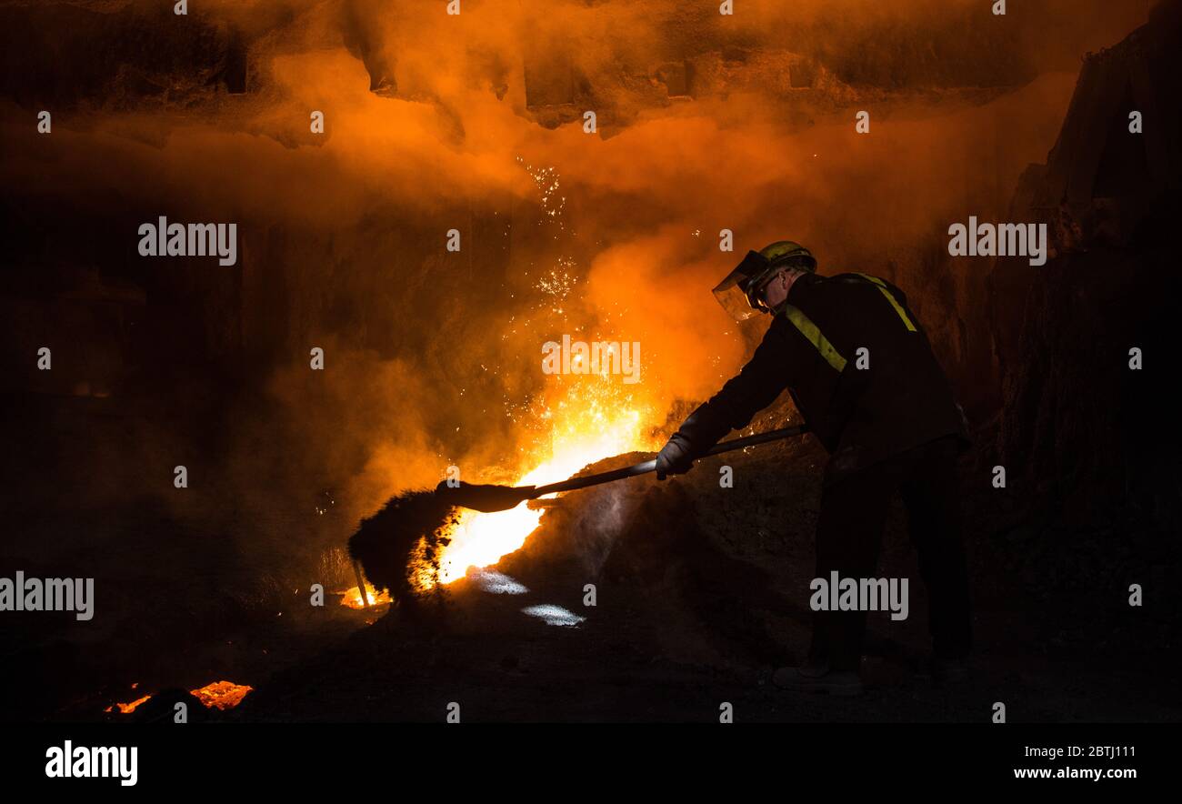 Basic oxygen furnace -Fotos und -Bildmaterial in hoher Auflösung – Alamy