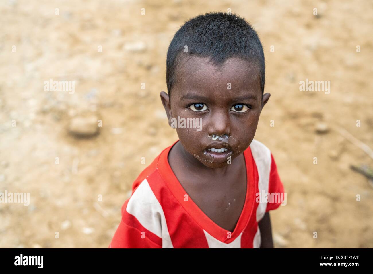 Armut in afrika -Fotos und -Bildmaterial in hoher Auflösung – Alamy