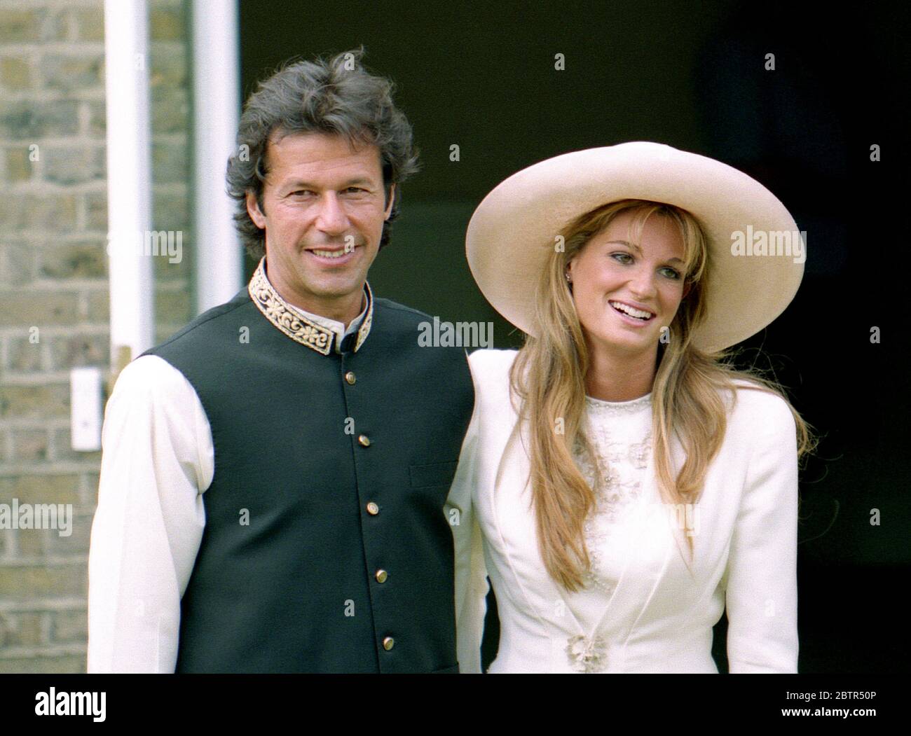 Imran khan jemima goldsmith wedding -Fotos und -Bildmaterial in hoher ...