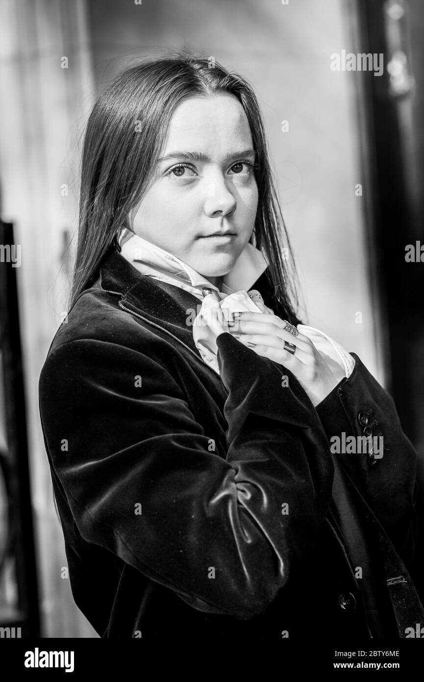 Englisch model und schauspielerin -Fotos und -Bildmaterial in hoher ...