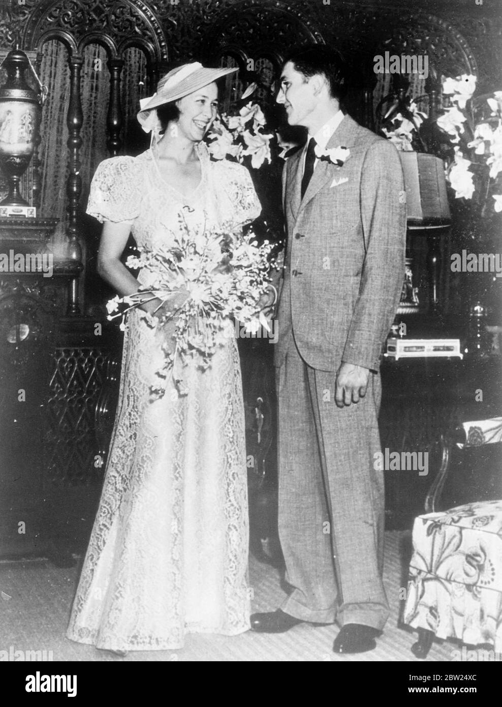 Originalunterschrift: Dodge Erbe stirbt der Flitterwochen Explosion ...