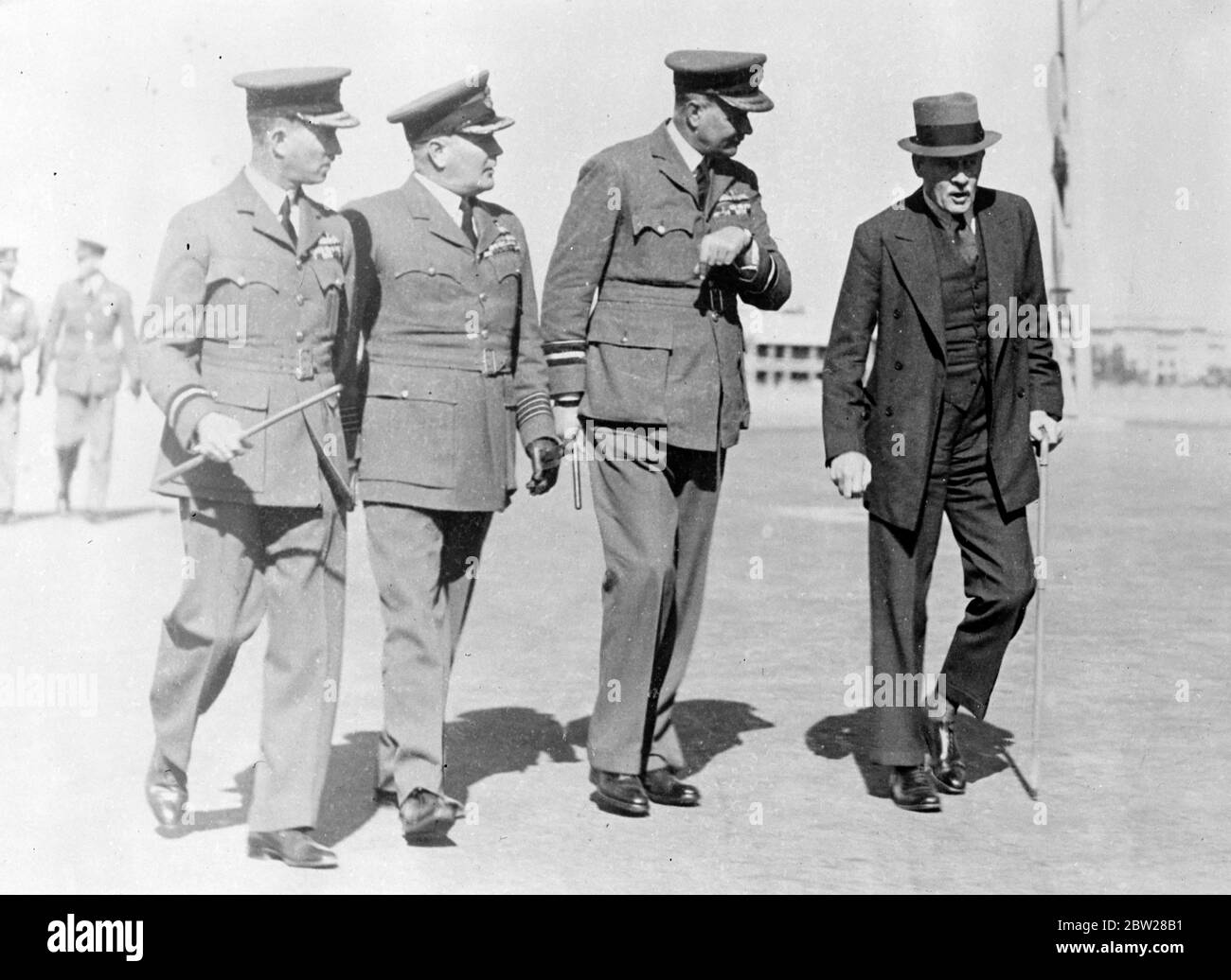 Raf fremde felder -Fotos und -Bildmaterial in hoher Auflösung – Alamy