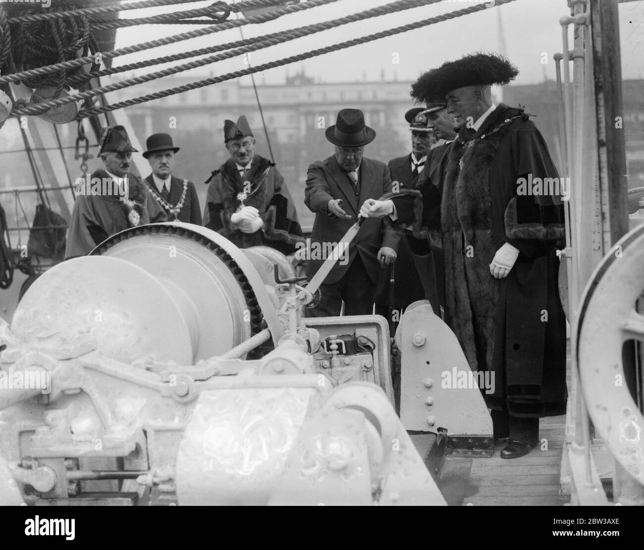 Schiff Auf Der Themse Stockfotos und -bilder Kaufen - Alamy