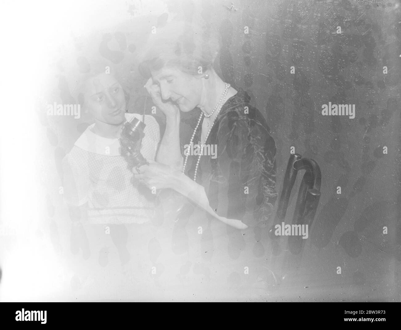 Hitler smiling -Fotos und -Bildmaterial in hoher Auflösung – Alamy