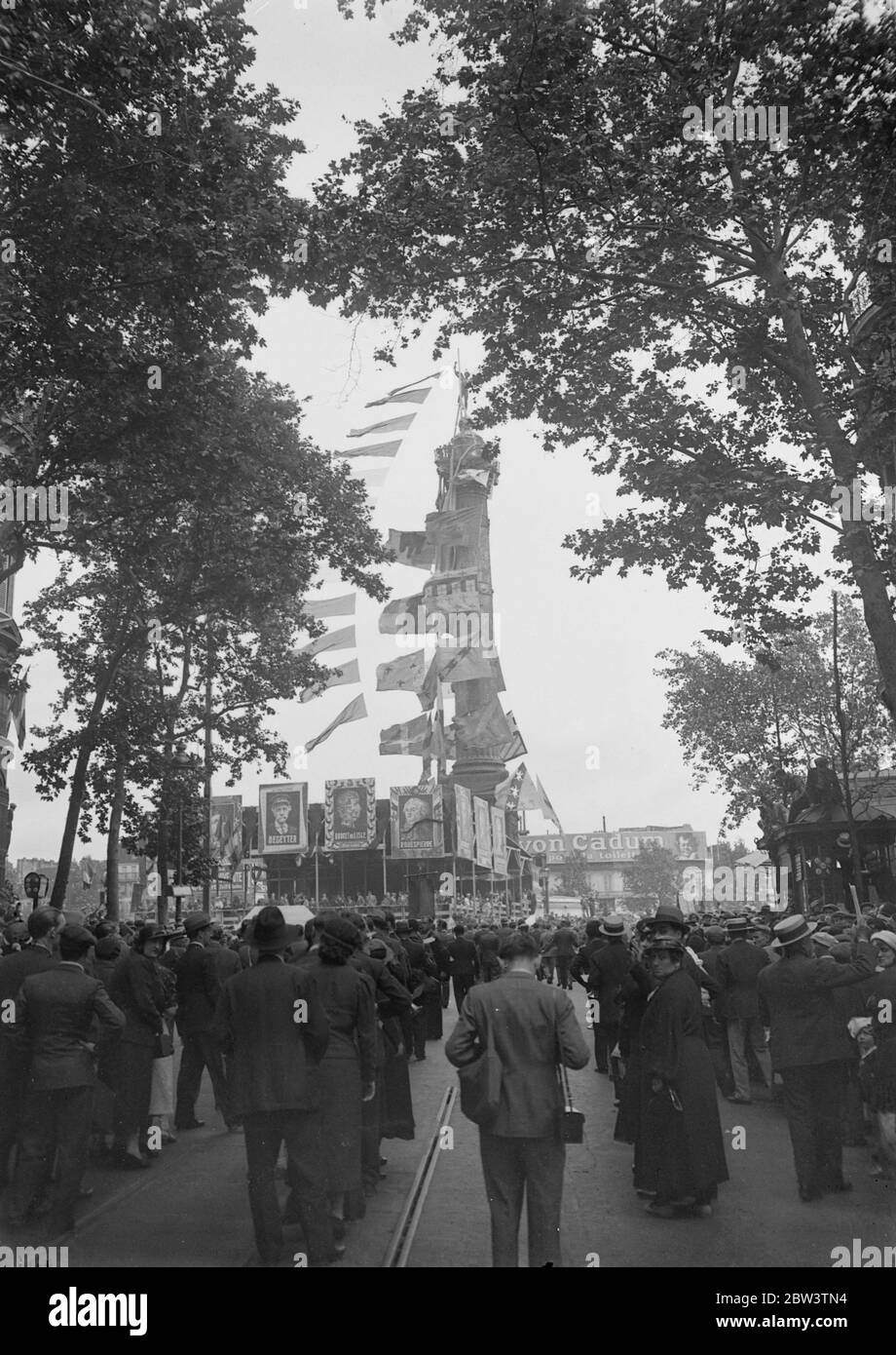 1936 volksfront -Fotos und -Bildmaterial in hoher Auflösung – Alamy