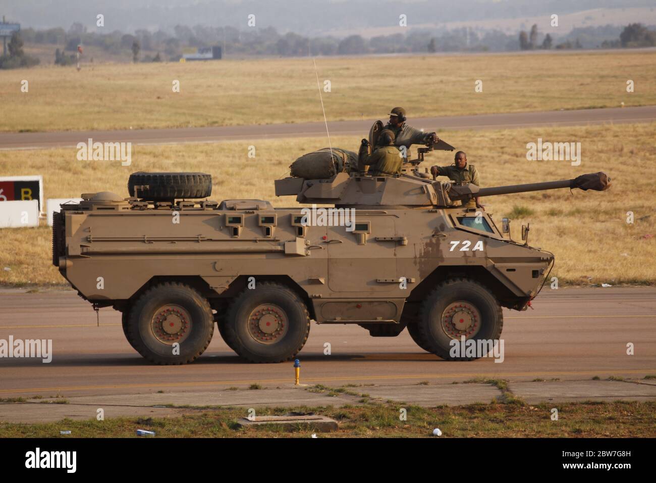 Ratel infanteriekampffahrzeug -Fotos und -Bildmaterial in hoher ...