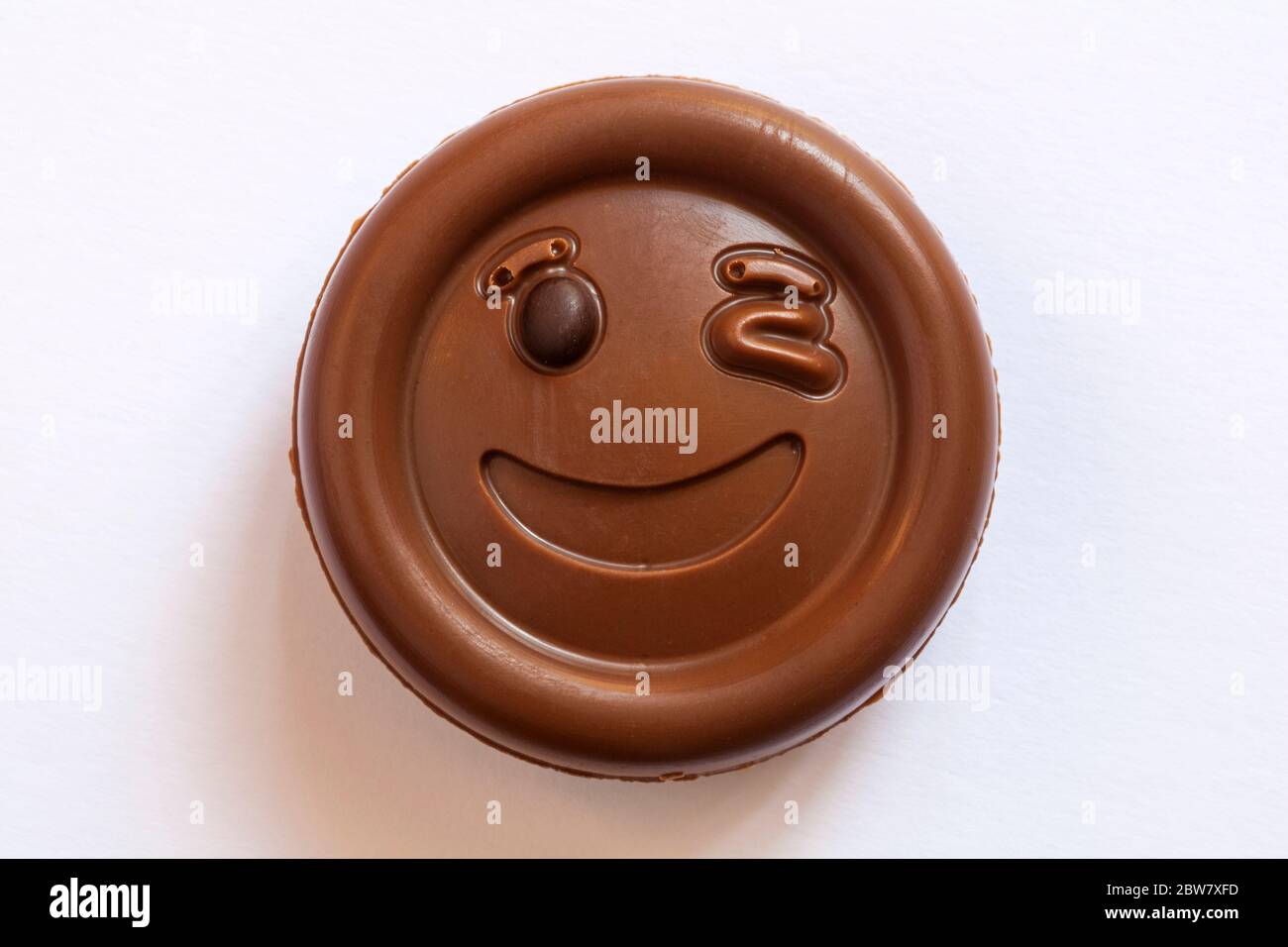 Wink emoji -Fotos und -Bildmaterial in hoher Auflösung – Alamy