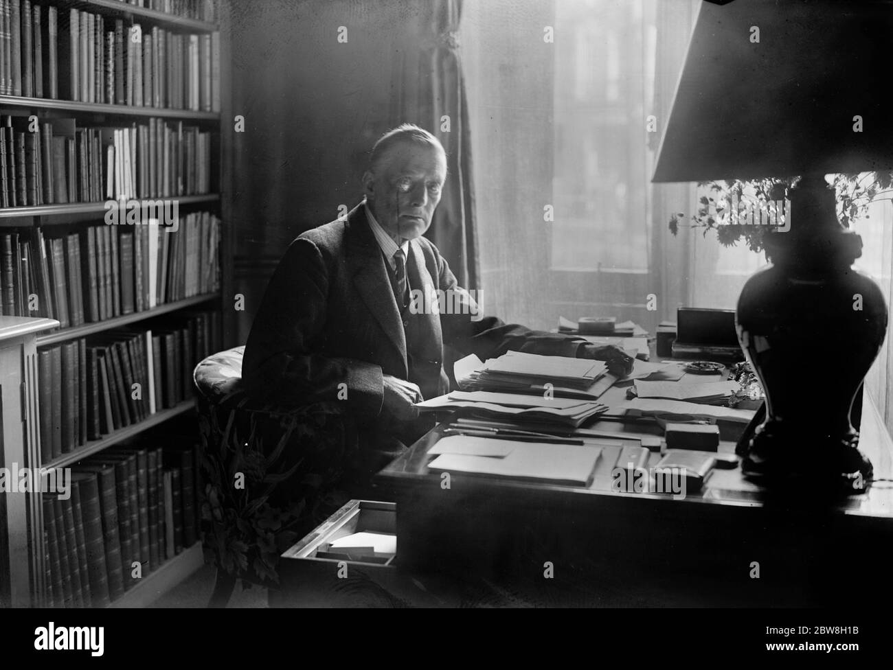 Geburtstag von Sir Austen Chamberlain. Der RT Hon Sir Austen ...