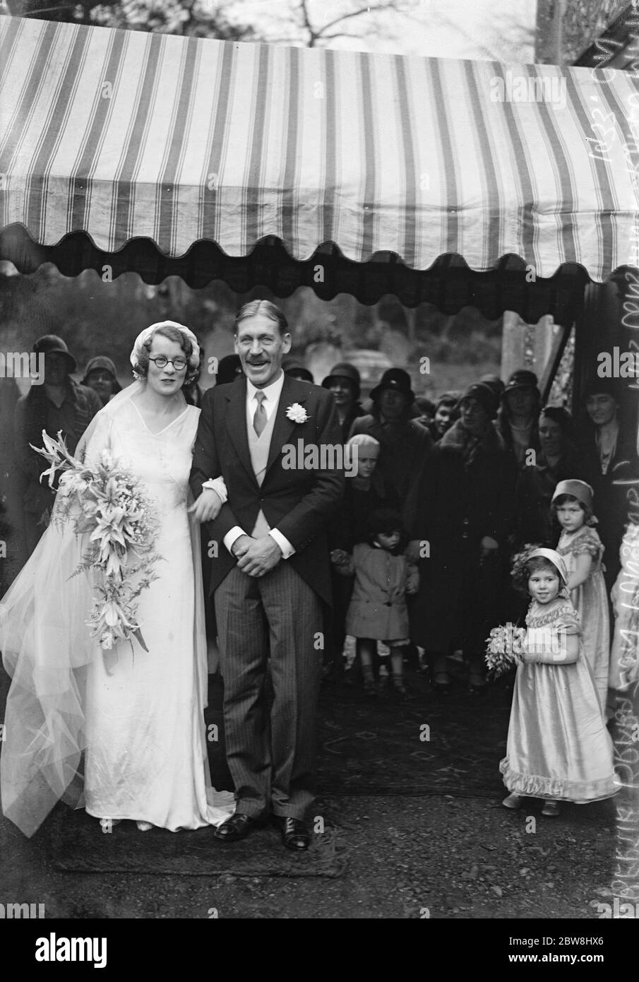 Braut und bruder -Fotos und -Bildmaterial in hoher Auflösung – Alamy