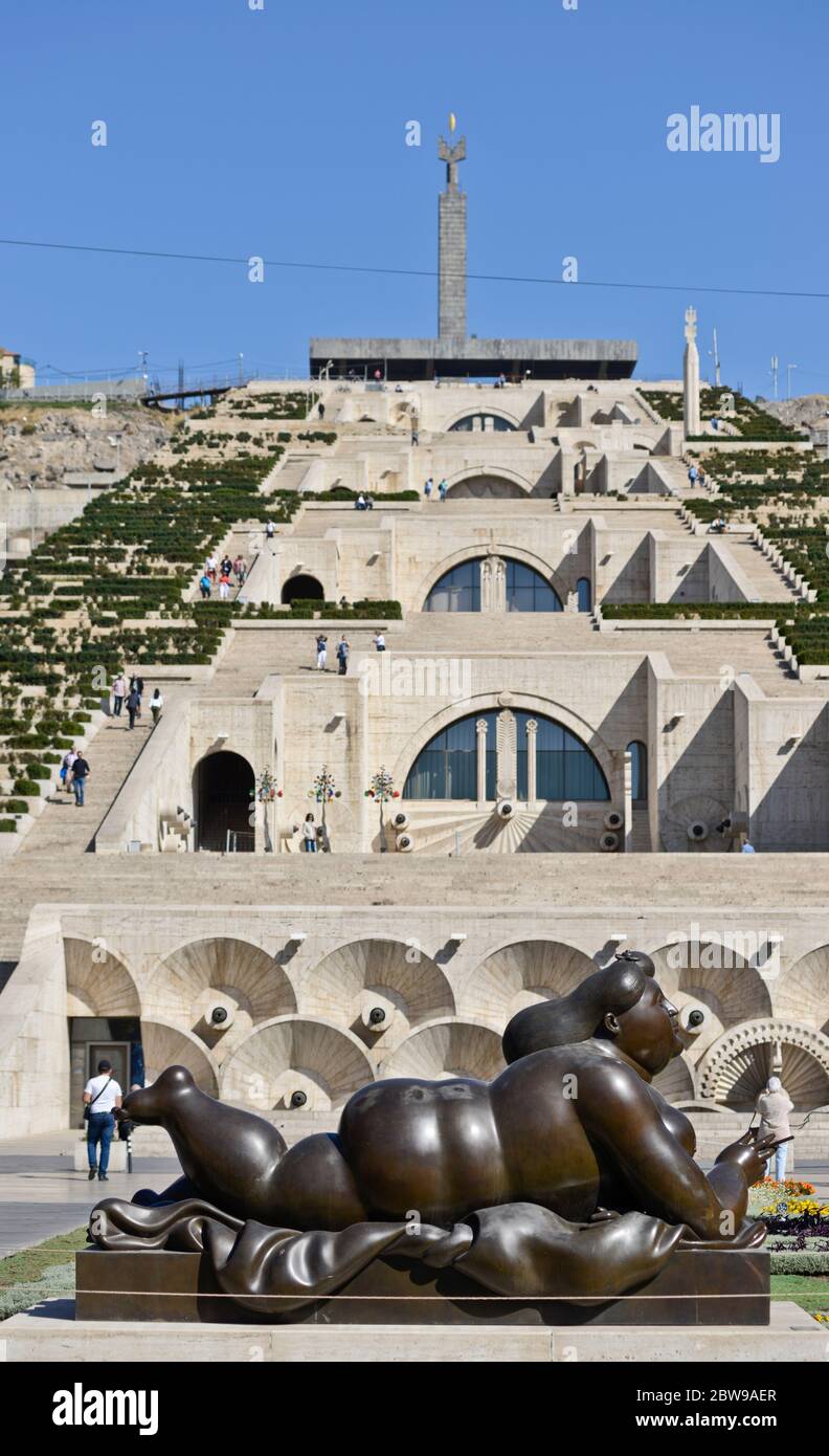 'Mujer Fumando un Cigarrillo' (eine Zigarette rauchende Frau), von ...