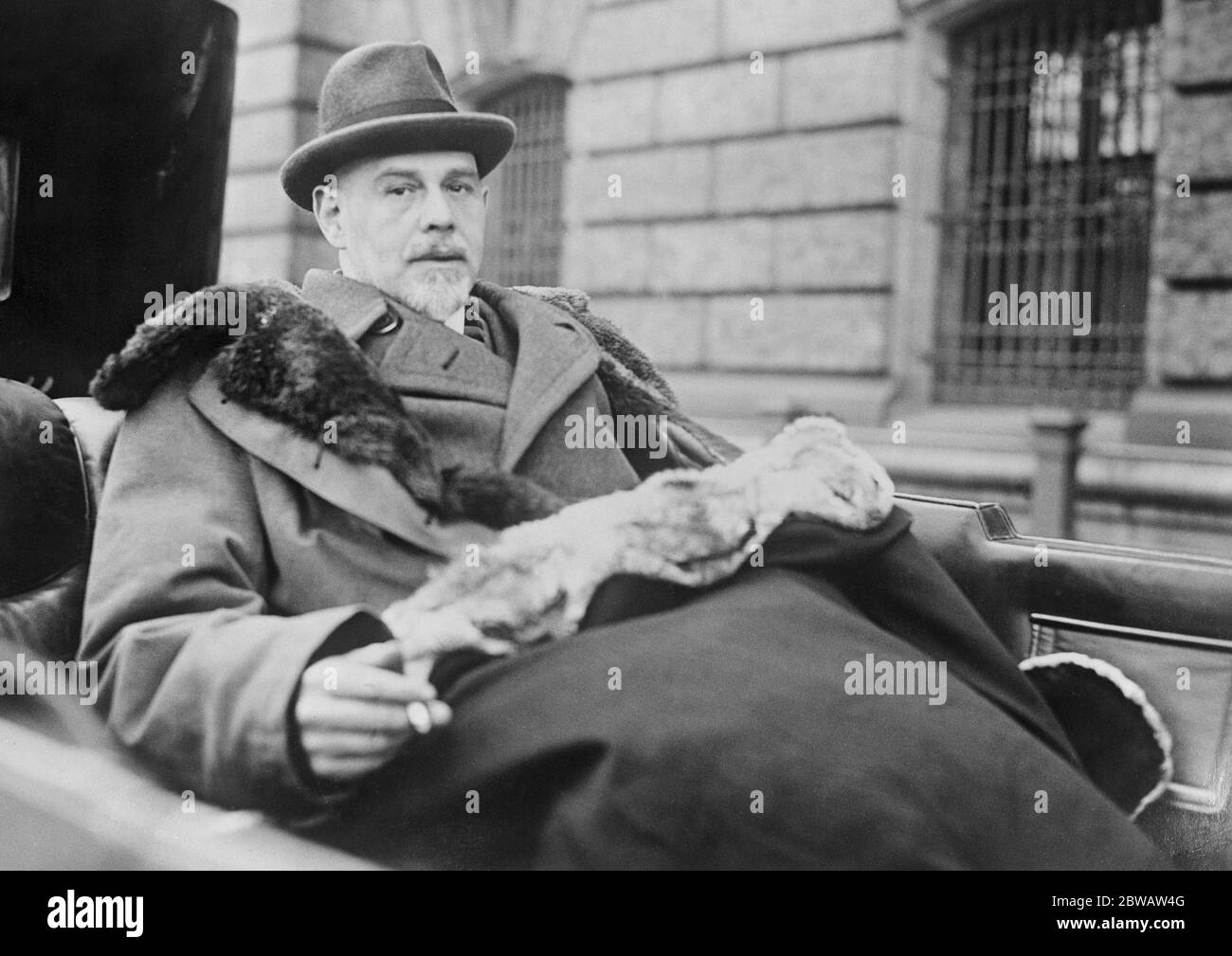Treaty of rapallo -Fotos und -Bildmaterial in hoher Auflösung – Alamy