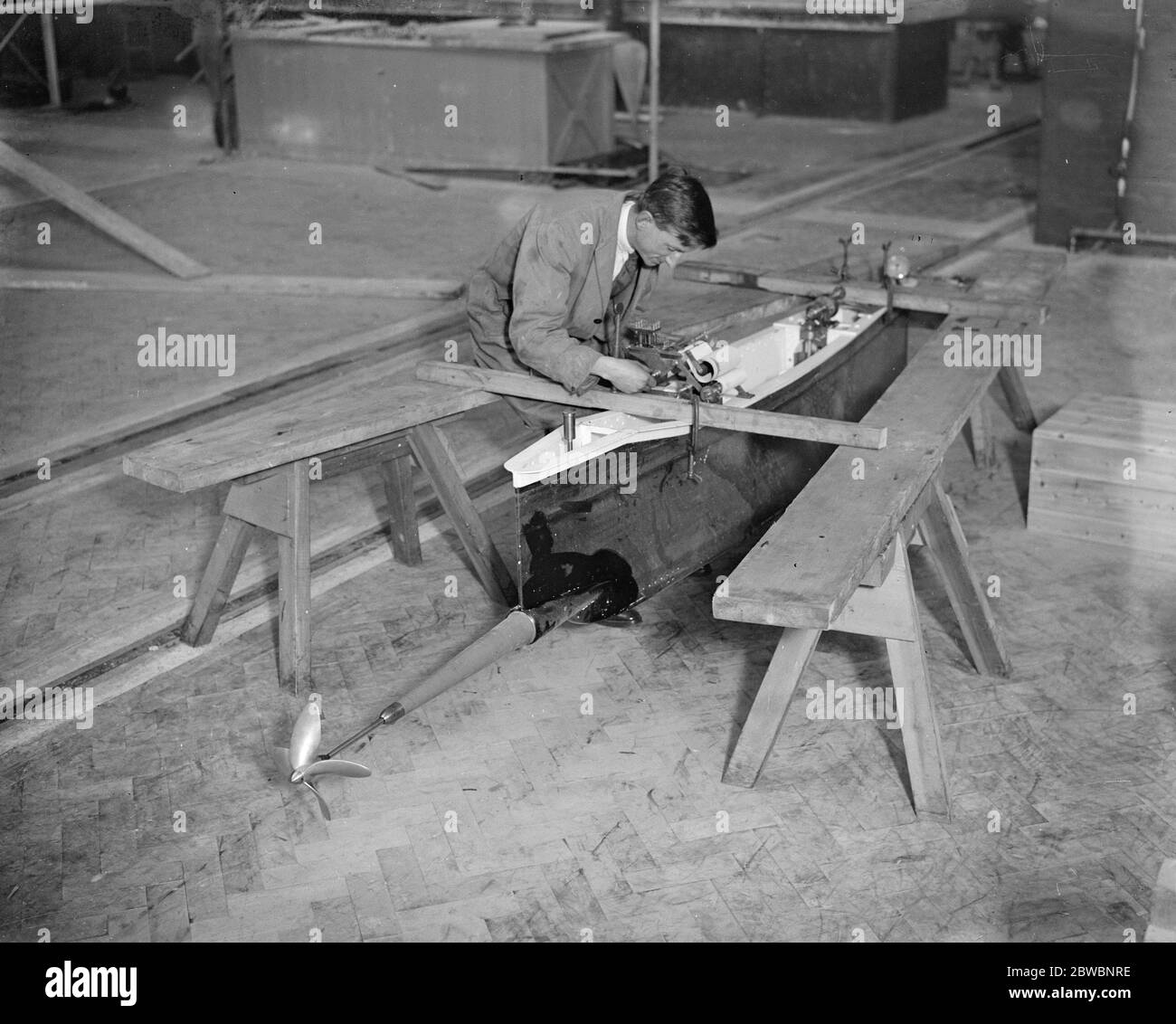 Am National Physical Laboratory , Teddington . Der neue Marine-Test ...