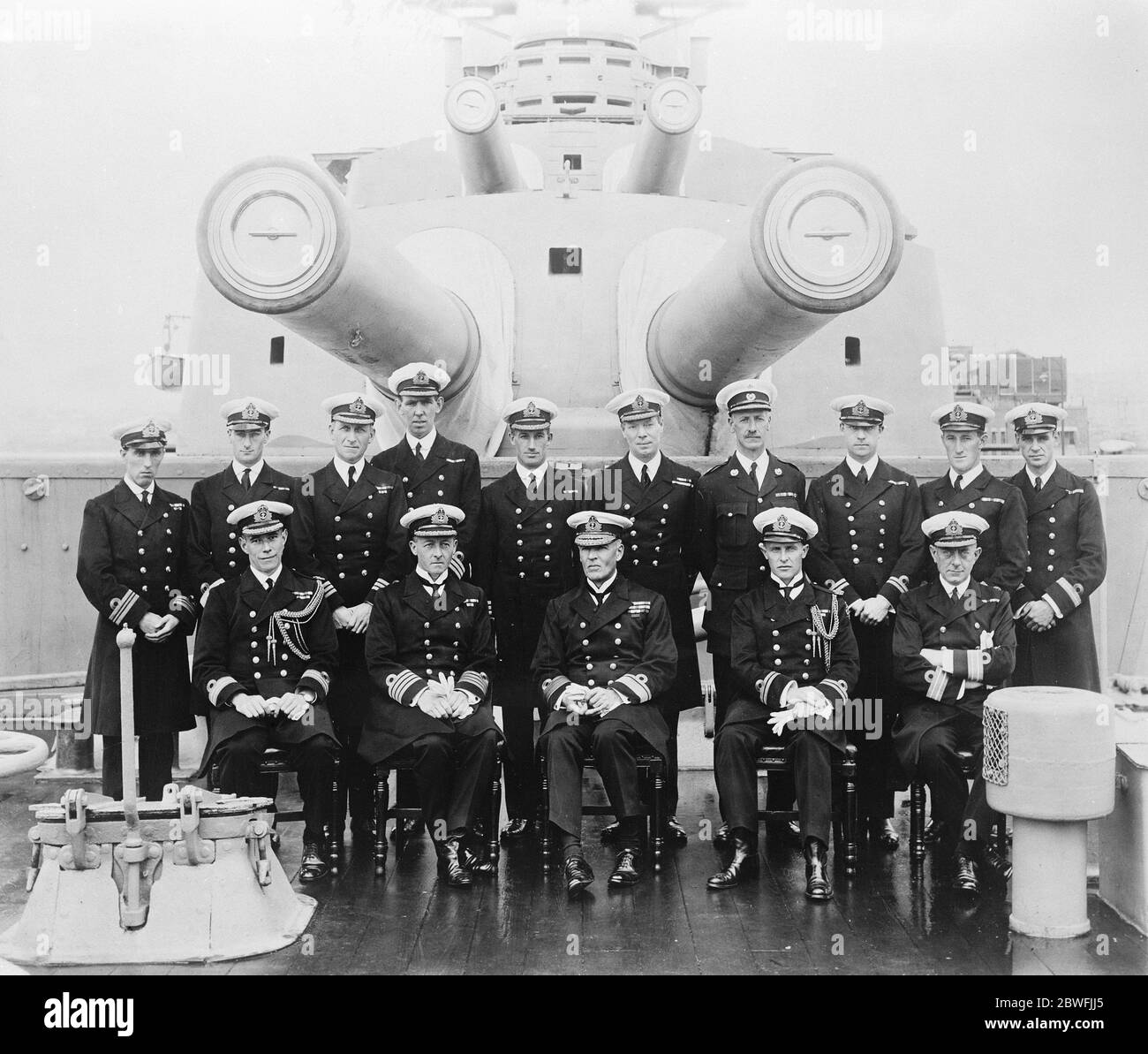 Schlachtkreuzer hms hood -Fotos und -Bildmaterial in hoher Auflösung ...