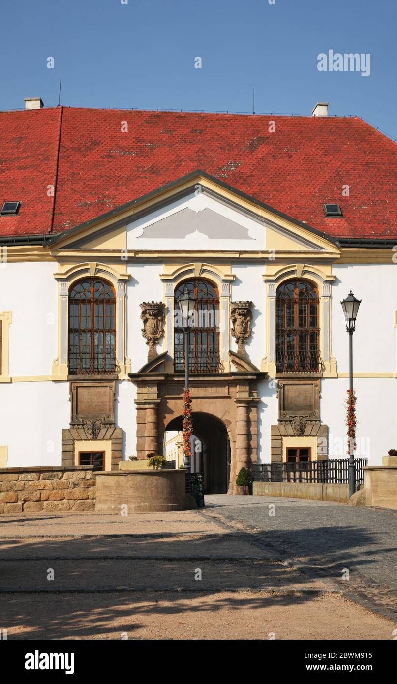 Decin castle -Fotos und -Bildmaterial in hoher Auflösung – Alamy