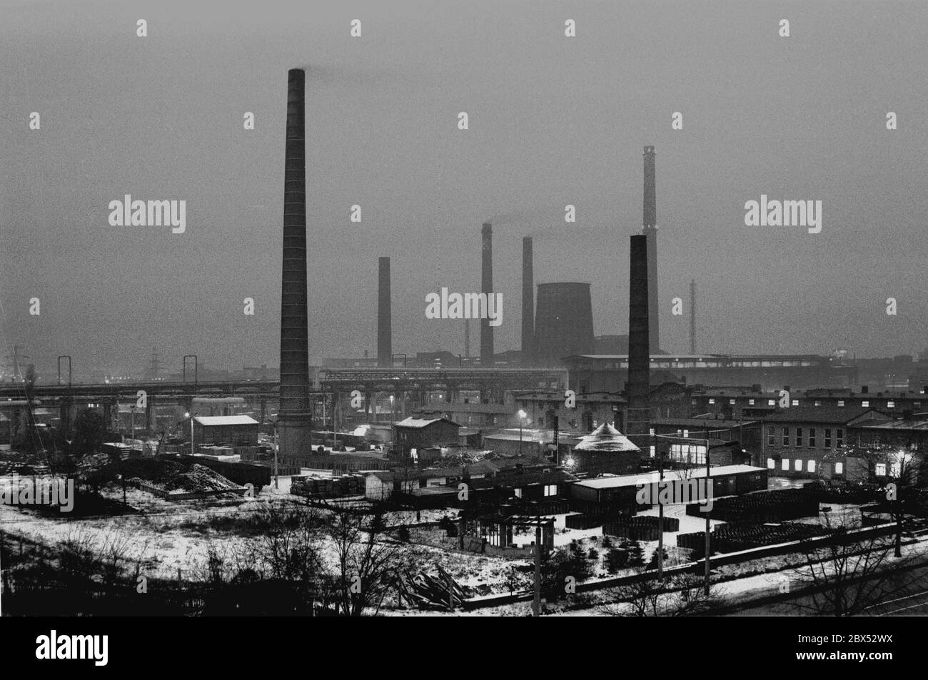Sachsen-Anhalt / DDR Land / Winter / Dezember 1989 Winterabend in ...