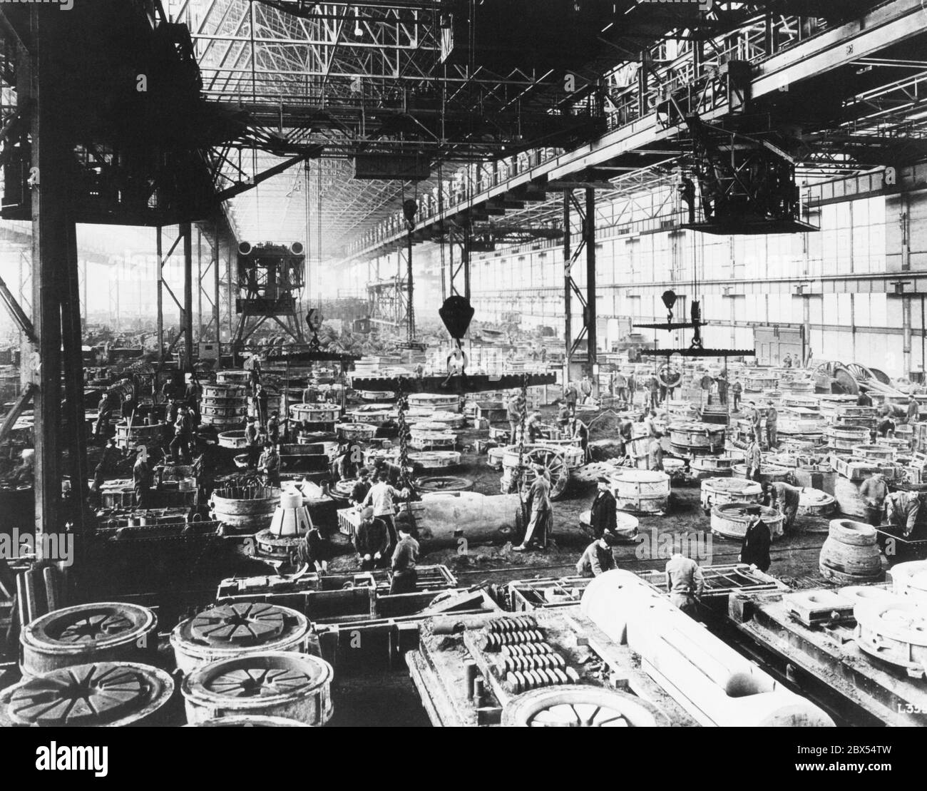 Krupp fabrik essen -Fotos und -Bildmaterial in hoher Auflösung – Alamy