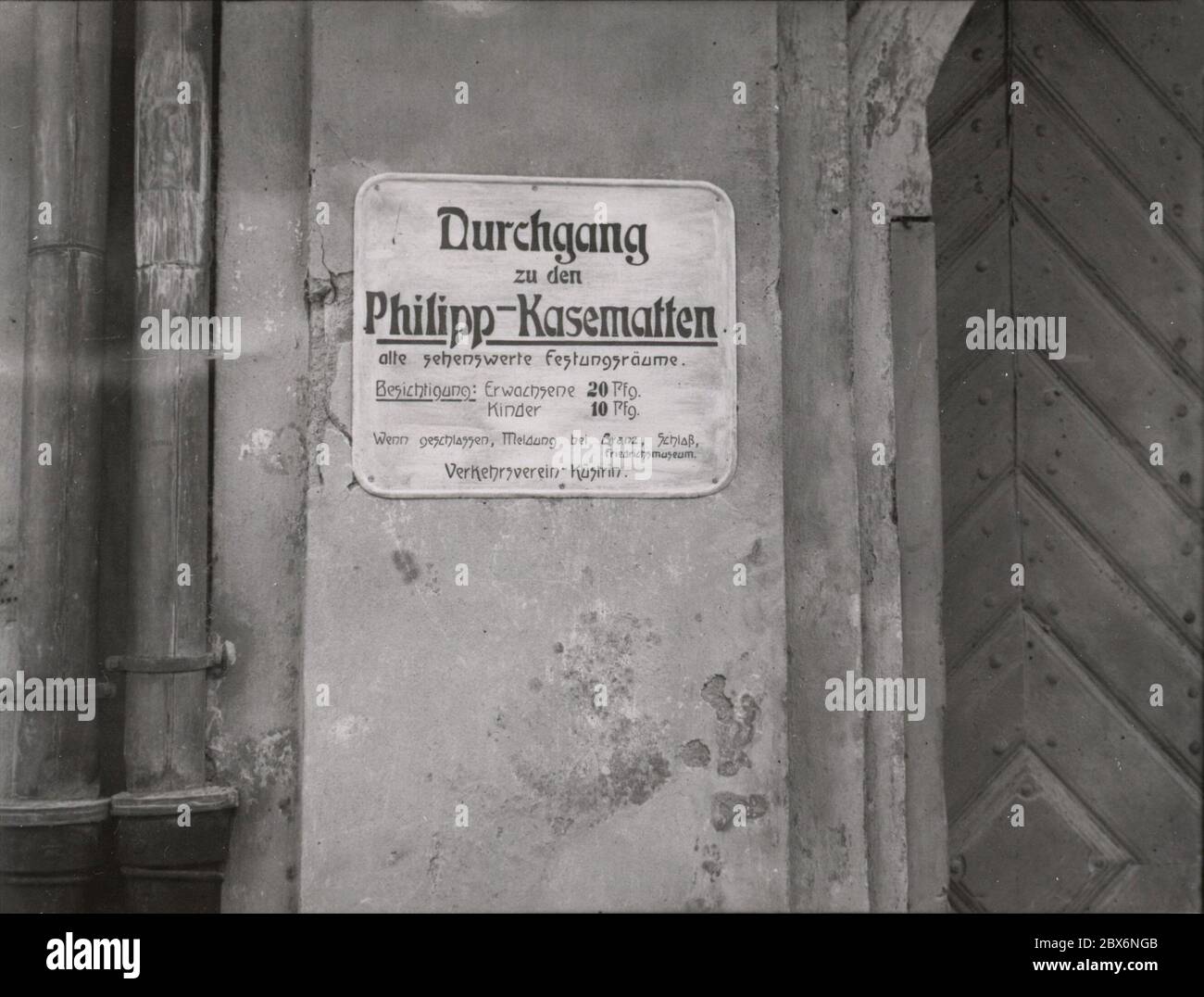 Im Friedrich-Museum fotografiert Heinrich Hoffmann 1933 Adolf Hitlers ...