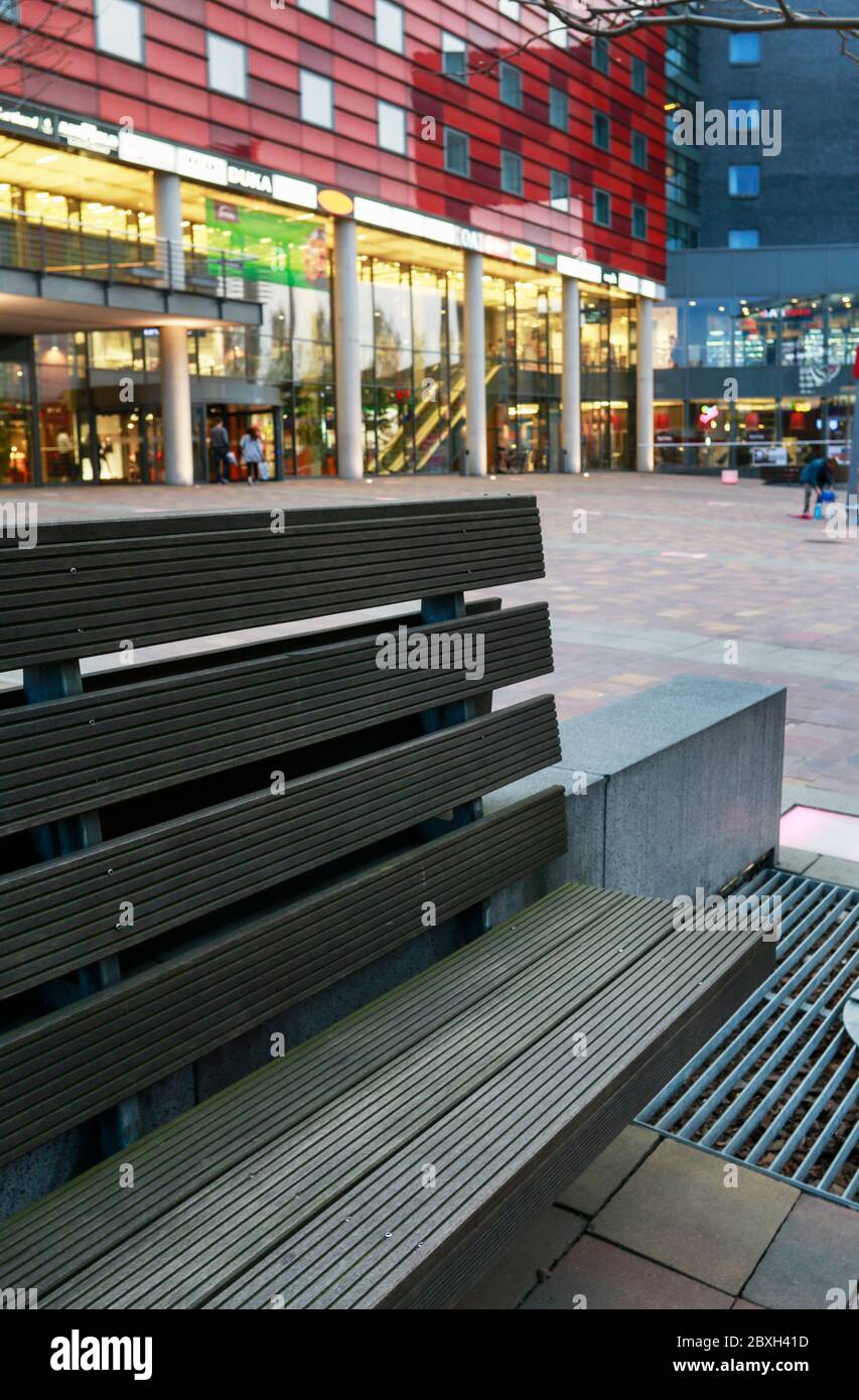 Sfera einkaufszentrum -Fotos und -Bildmaterial in hoher Auflösung – Alamy