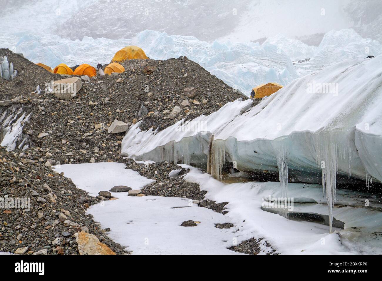 Everest base camp trek -Fotos und -Bildmaterial in hoher Auflösung ...