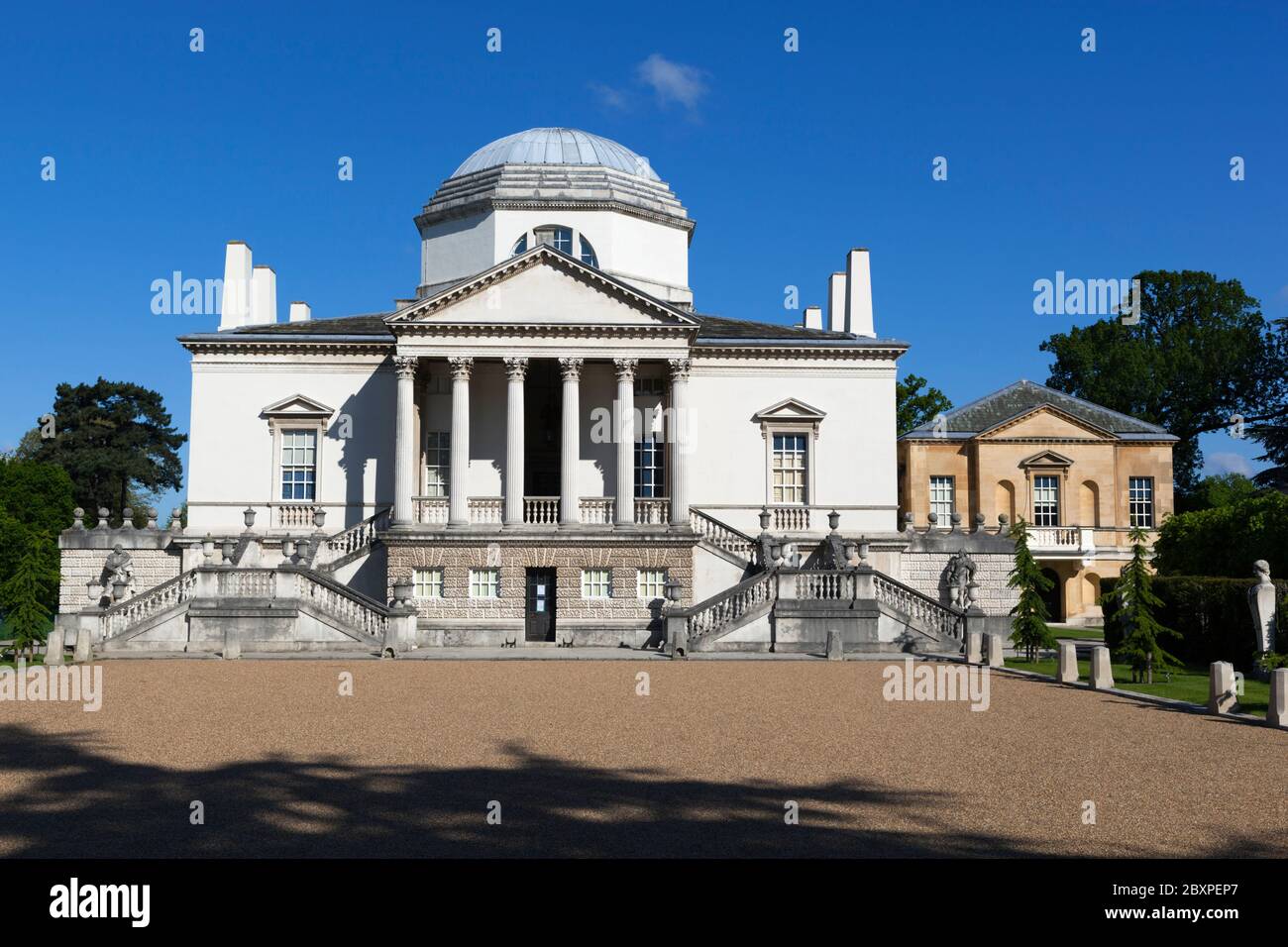 Neo palladian architecture -Fotos und -Bildmaterial in hoher Auflösung ...