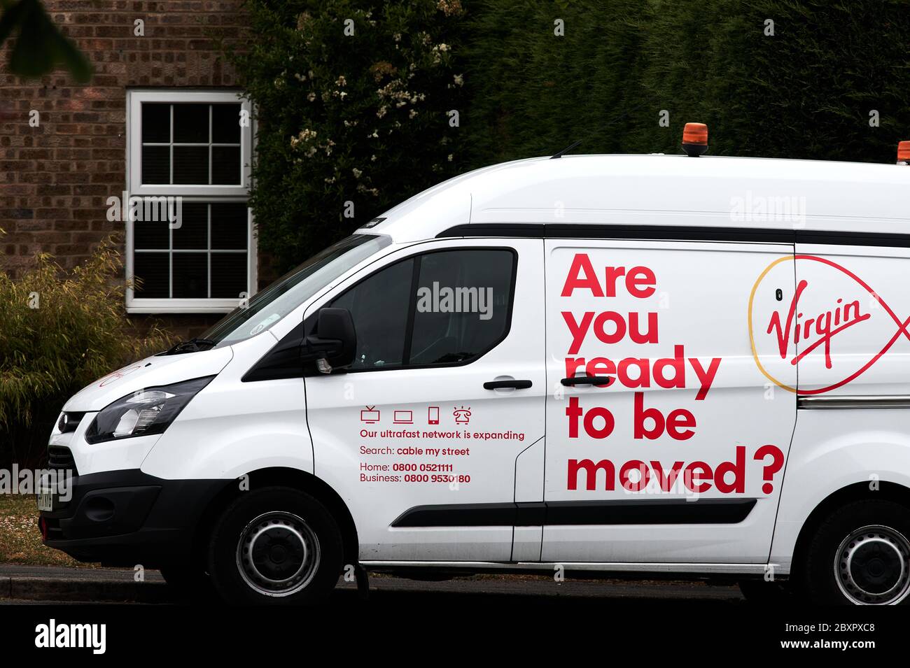 Virgin media advert -Fotos und -Bildmaterial in hoher Auflösung – Alamy
