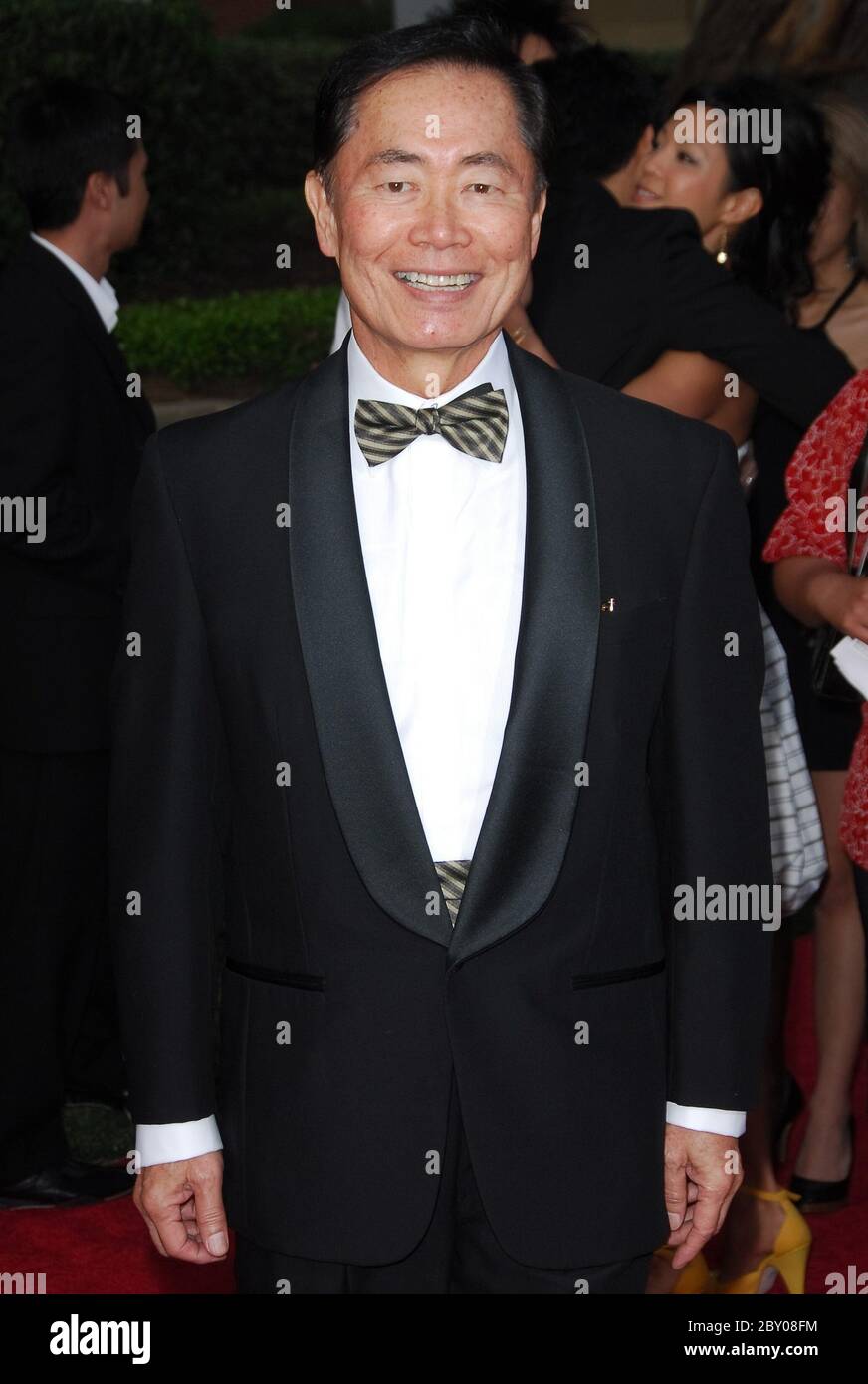 Roter teppich retro george takei -Fotos und -Bildmaterial in hoher ...