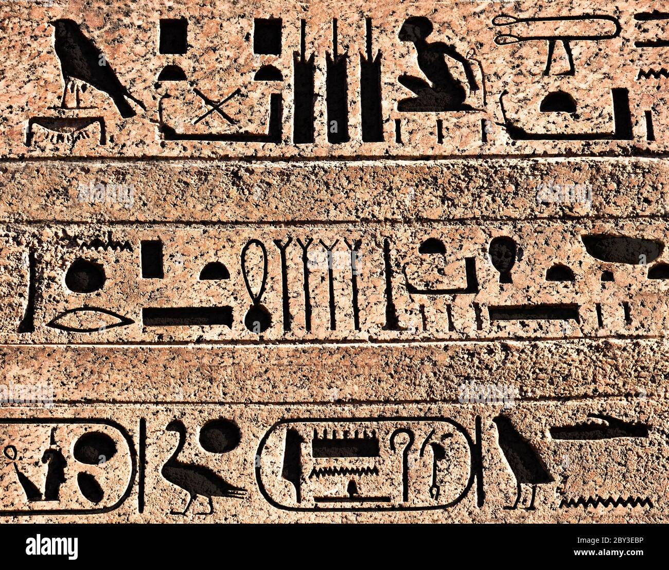 Hieroglyphen kartusche -Fotos und -Bildmaterial in hoher Auflösung – Alamy