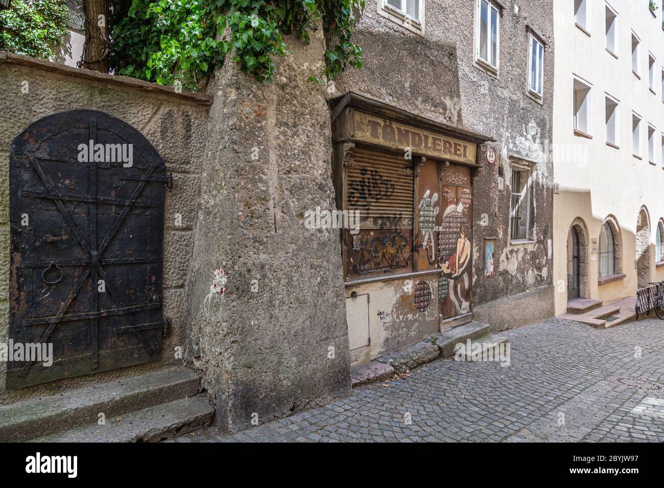 Steingasse salzburg -Fotos und -Bildmaterial in hoher Auflösung – Alamy