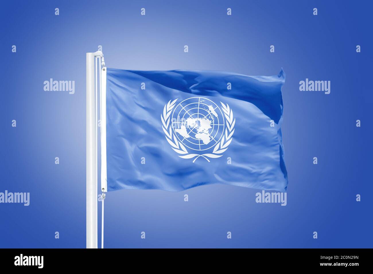 Fahnenschwingen der organisation der vereinten nationen -Fotos und -Bildmaterial in hoher ...