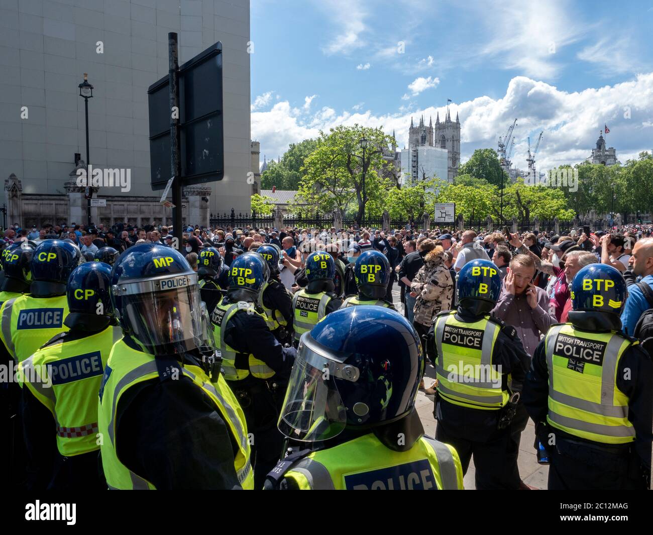 Hooligans football england -Fotos und -Bildmaterial in hoher Auflösung ...