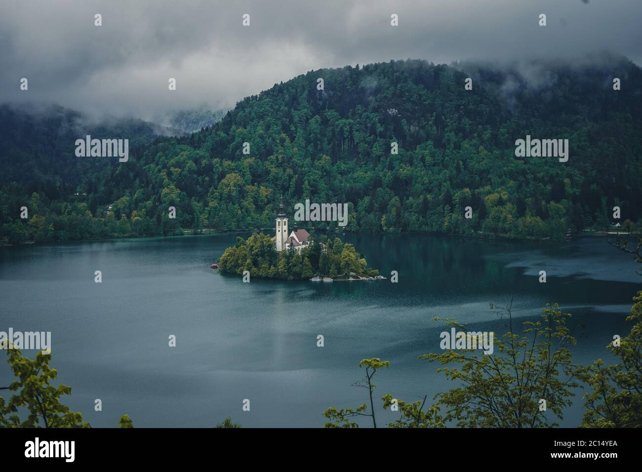 Bled ist eine Stadt am Bleder See in der Region Oberkrain im Nordwesten ...