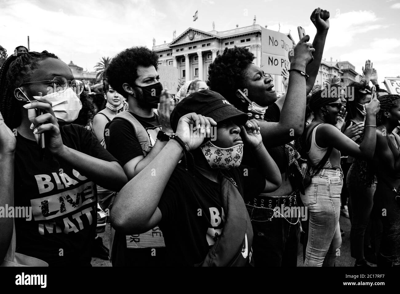 Movimiento antirassistisch -Fotos und -Bildmaterial in hoher Auflösung ...