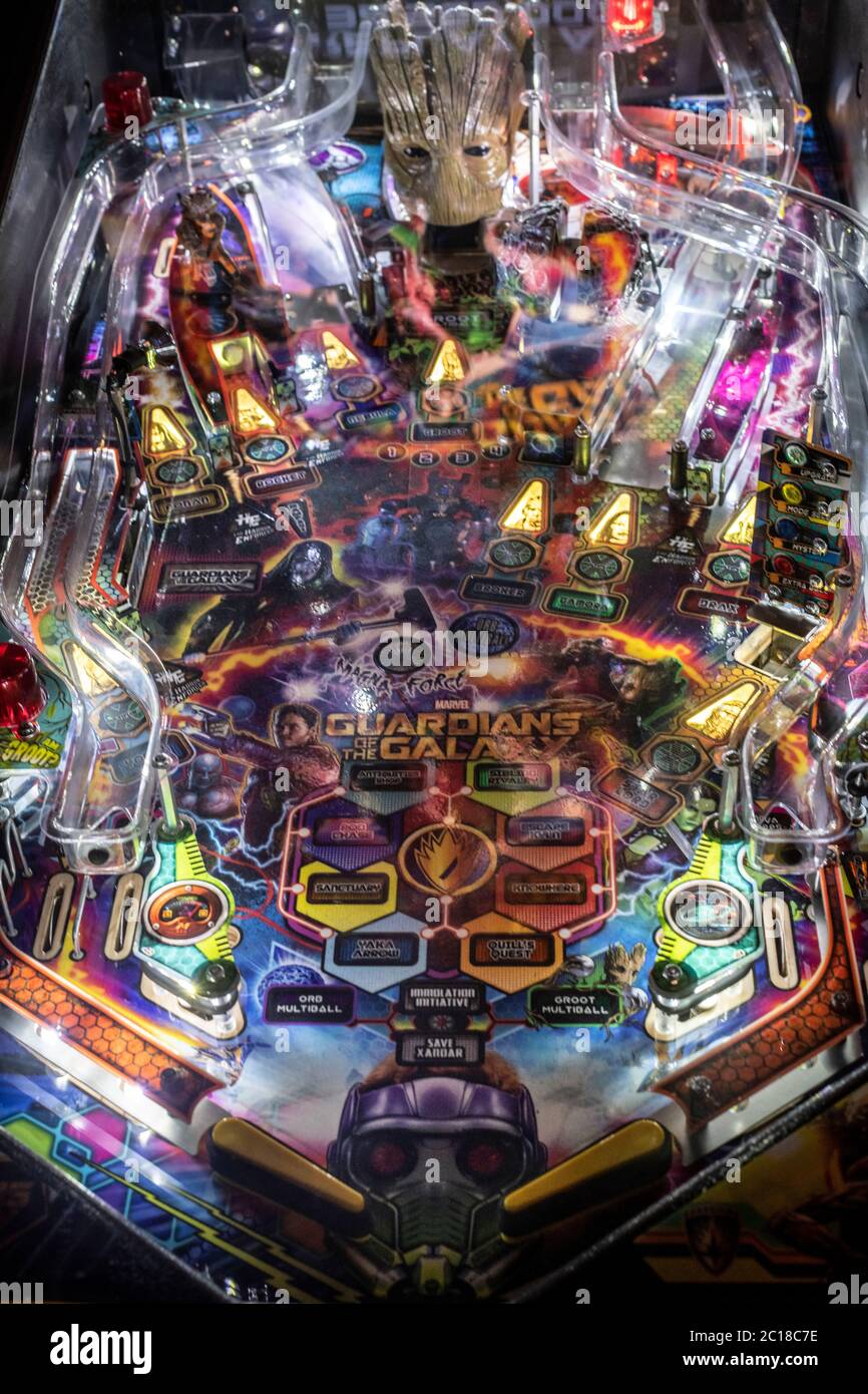 Flipper game -Fotos und -Bildmaterial in hoher Auflösung – Alamy