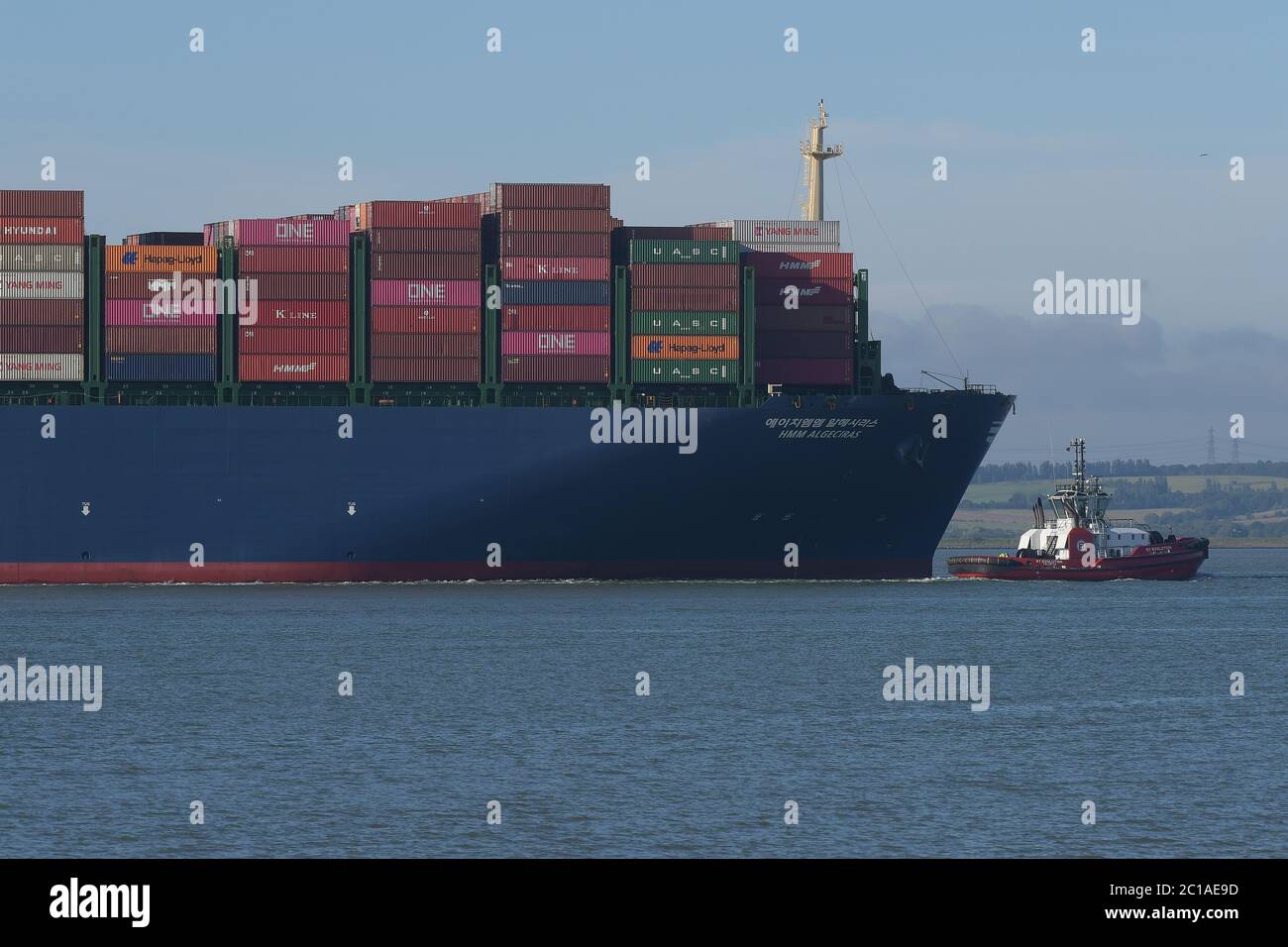 HMM Algeciras, das größte Containerschiff der Erde und das größte ...