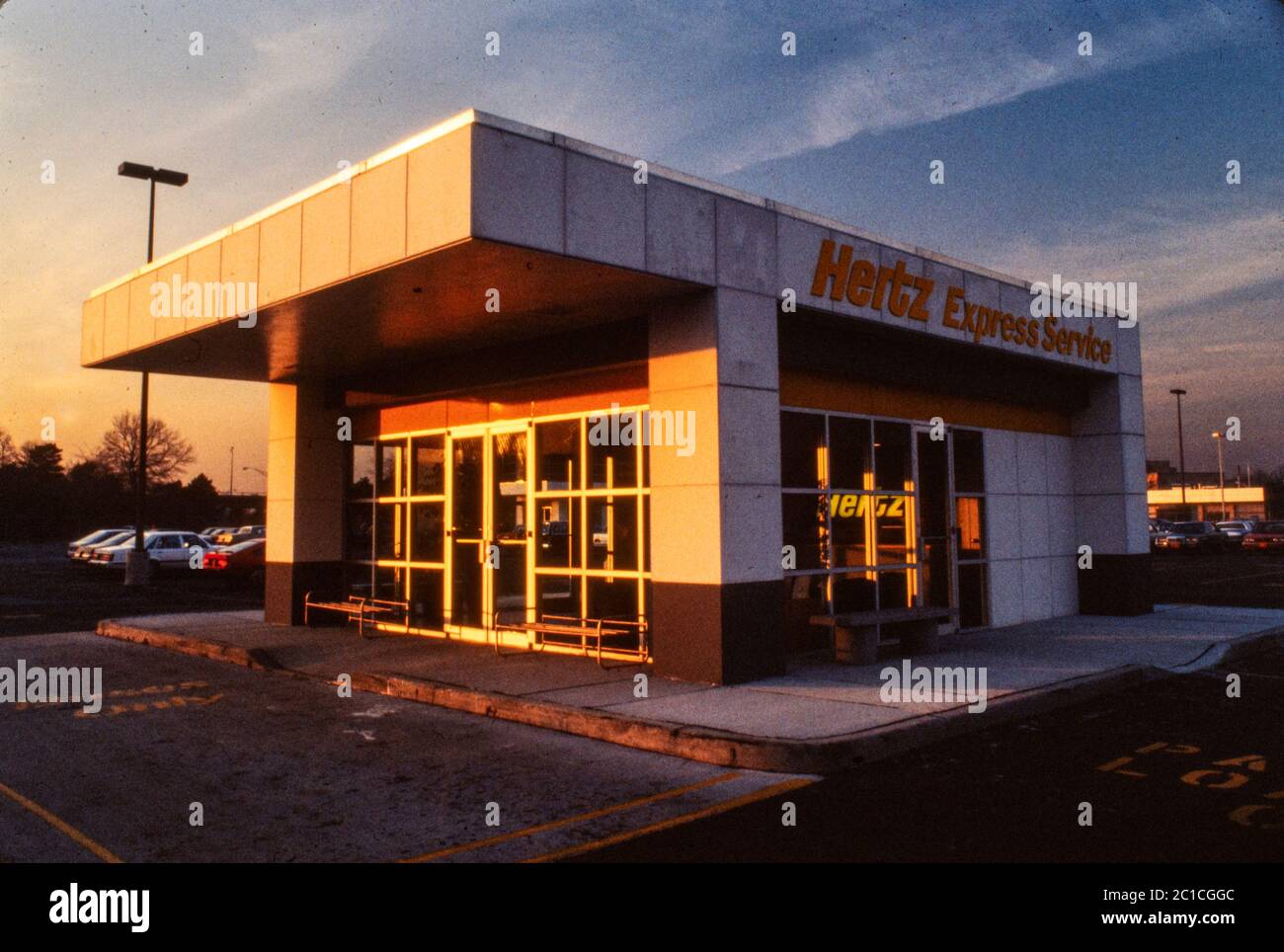 Hertz shuttle -Fotos und -Bildmaterial in hoher Auflösung – Alamy