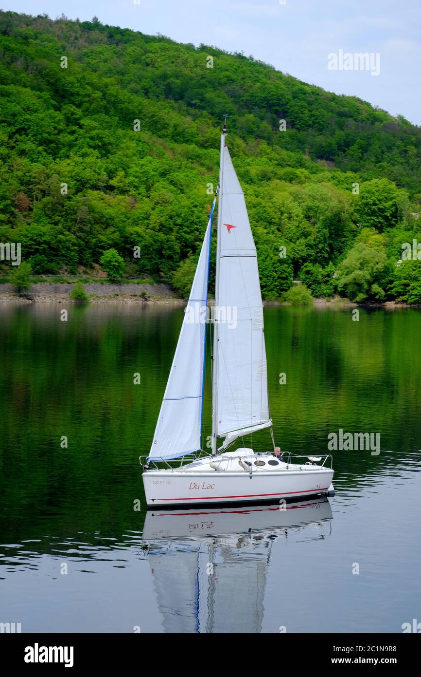 Kielschwertboot waldeck -Fotos und -Bildmaterial in hoher Auflösung – Alamy