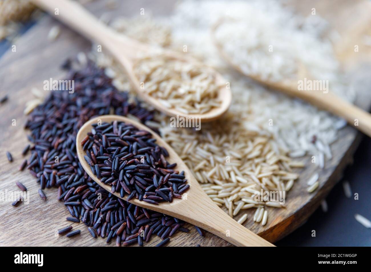 Ungekochter Wildreis Stockfotos und -bilder Kaufen - Alamy