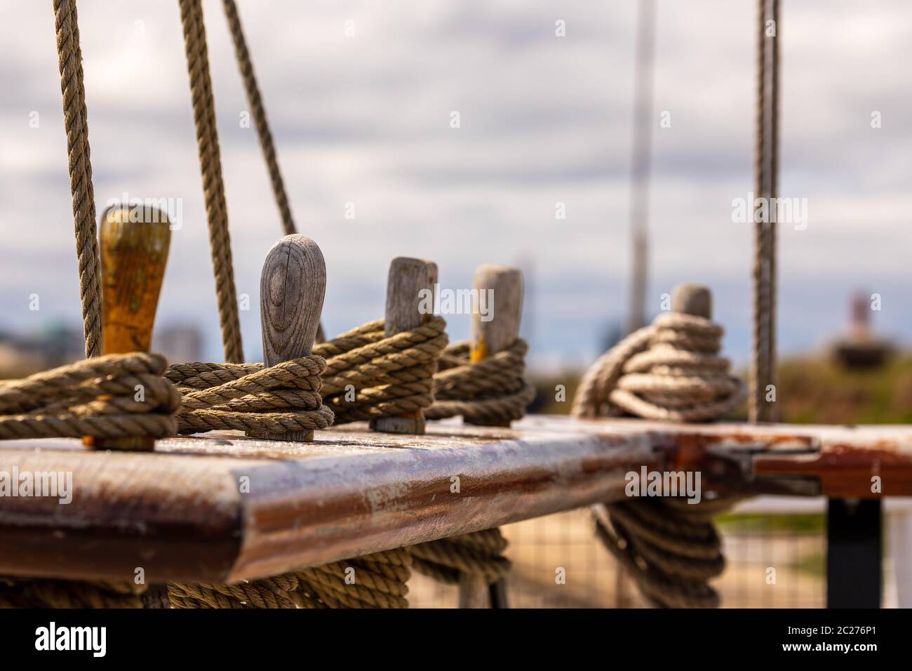 Seile knoten -Fotos und -Bildmaterial in hoher Auflösung – Alamy
