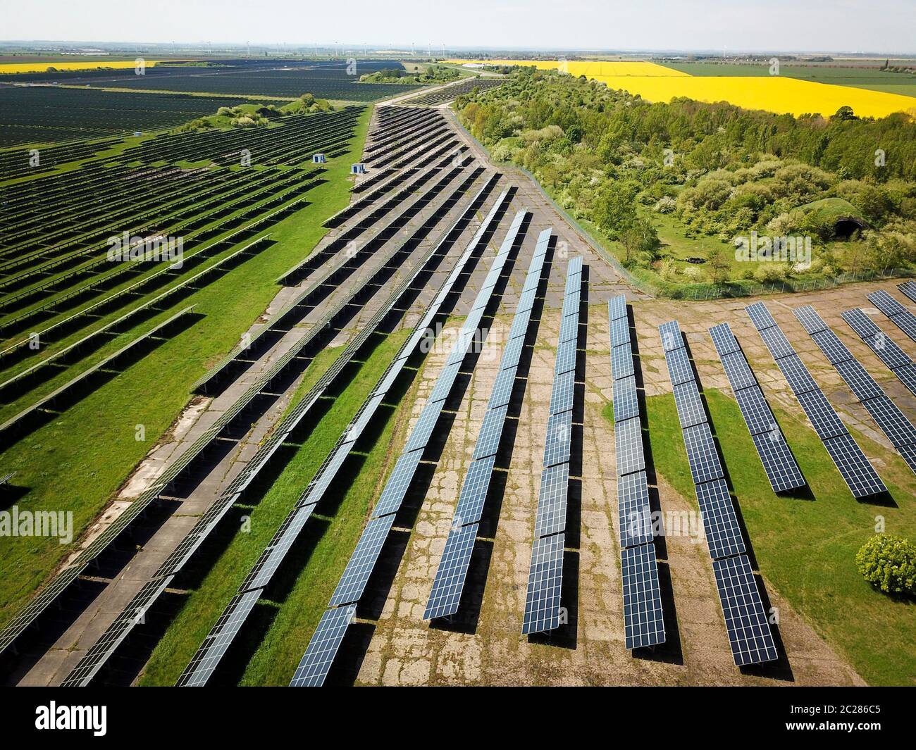 Solar installation -Fotos und -Bildmaterial in hoher Auflösung – Alamy