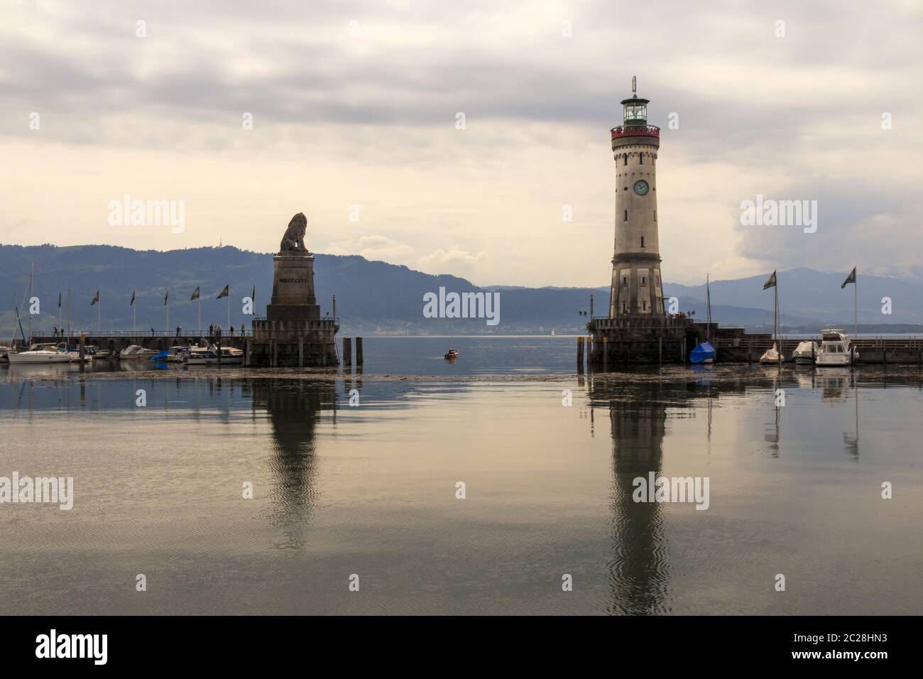 Insel der altstadt von lindau -Fotos und -Bildmaterial in hoher ...
