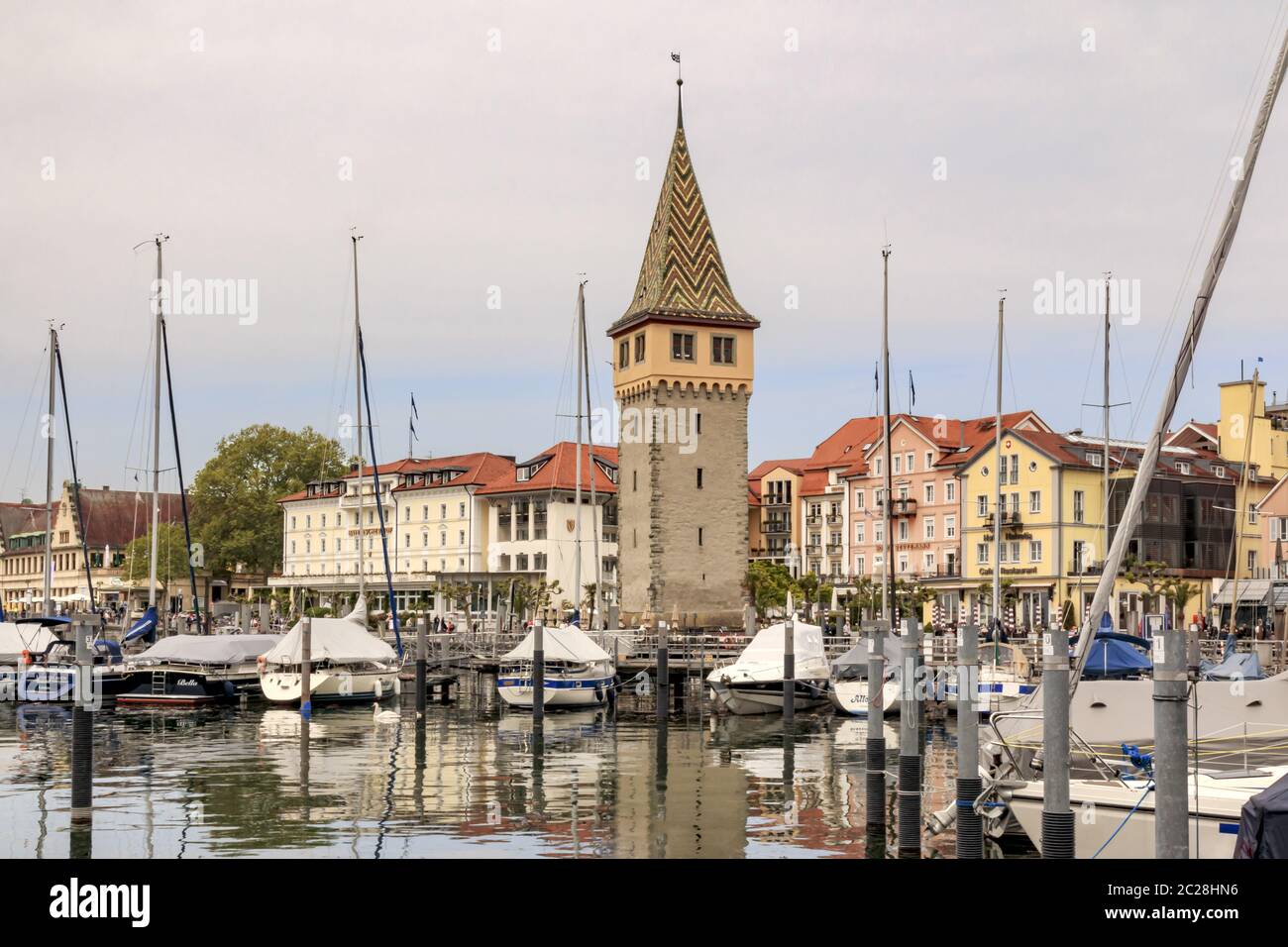 Insel der altstadt von lindau -Fotos und -Bildmaterial in hoher ...