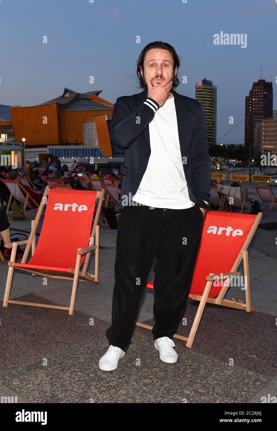 Berlin, Deutschland. Juni 2020. Schauspieler Dimitrij Schaad kommt zur ...