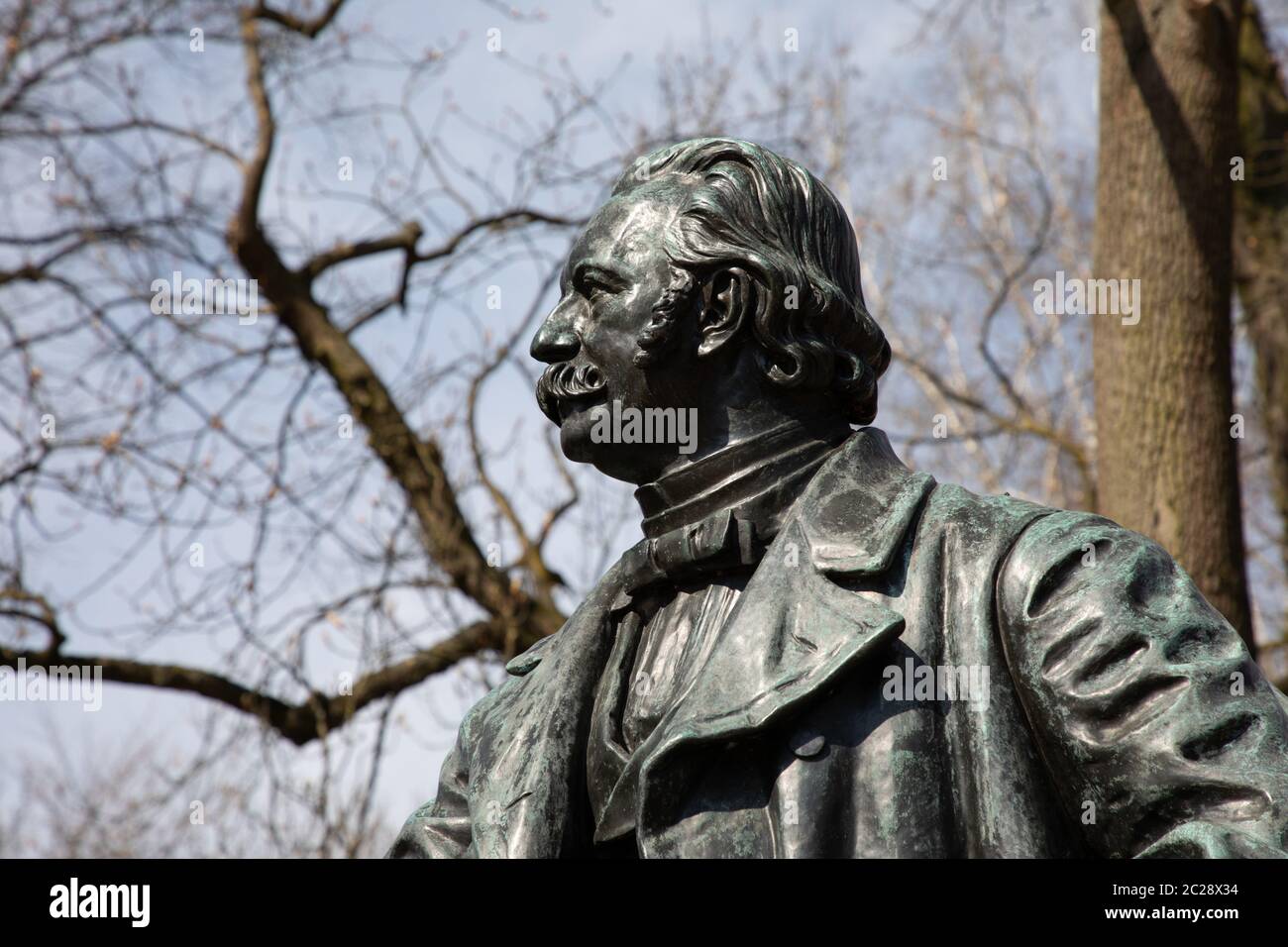 Theodor fontane statue Stockfotos und -bilder Kaufen - Alamy