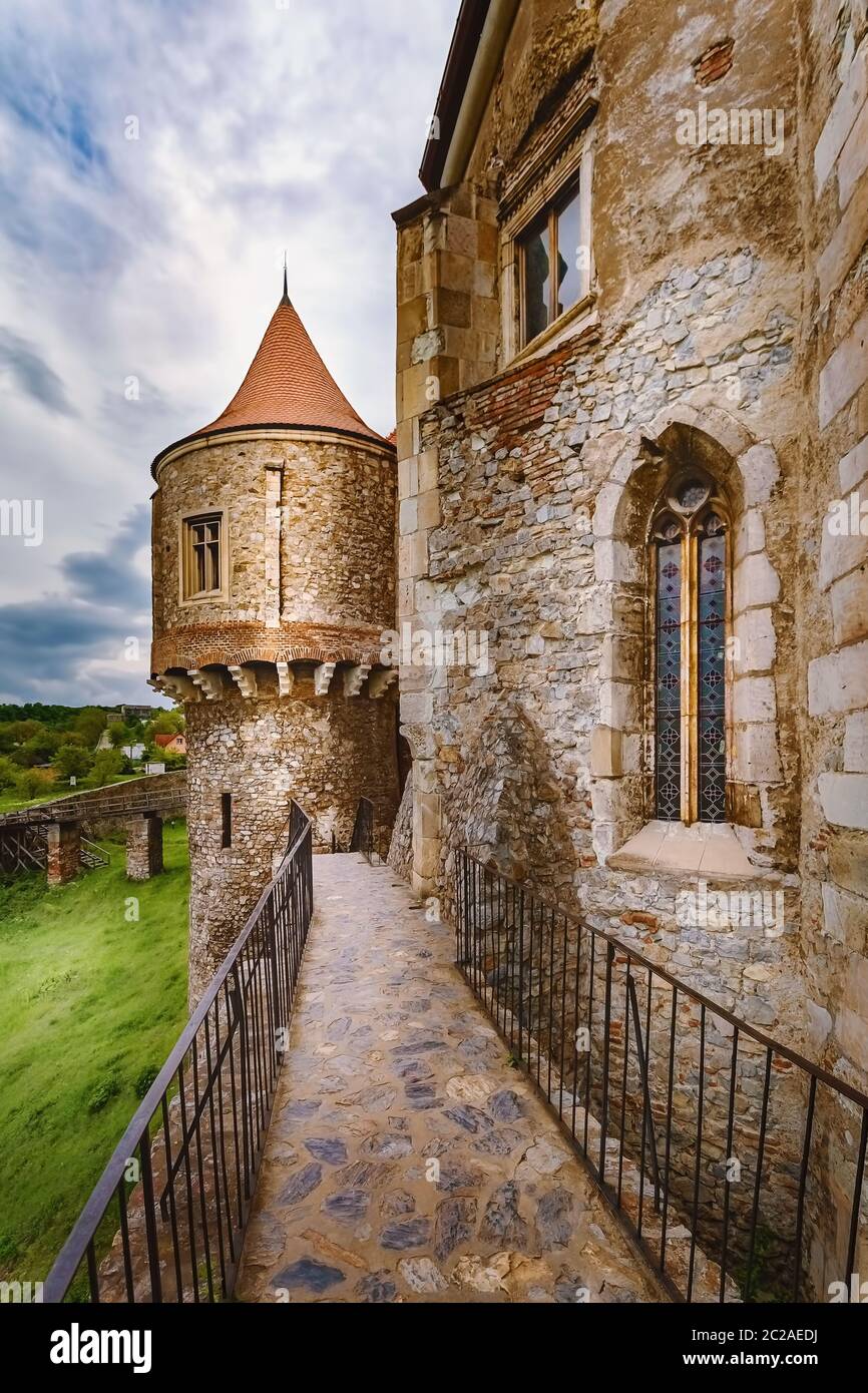 Gotische Burg Hunedoara Stockfotos und -bilder Kaufen - Alamy