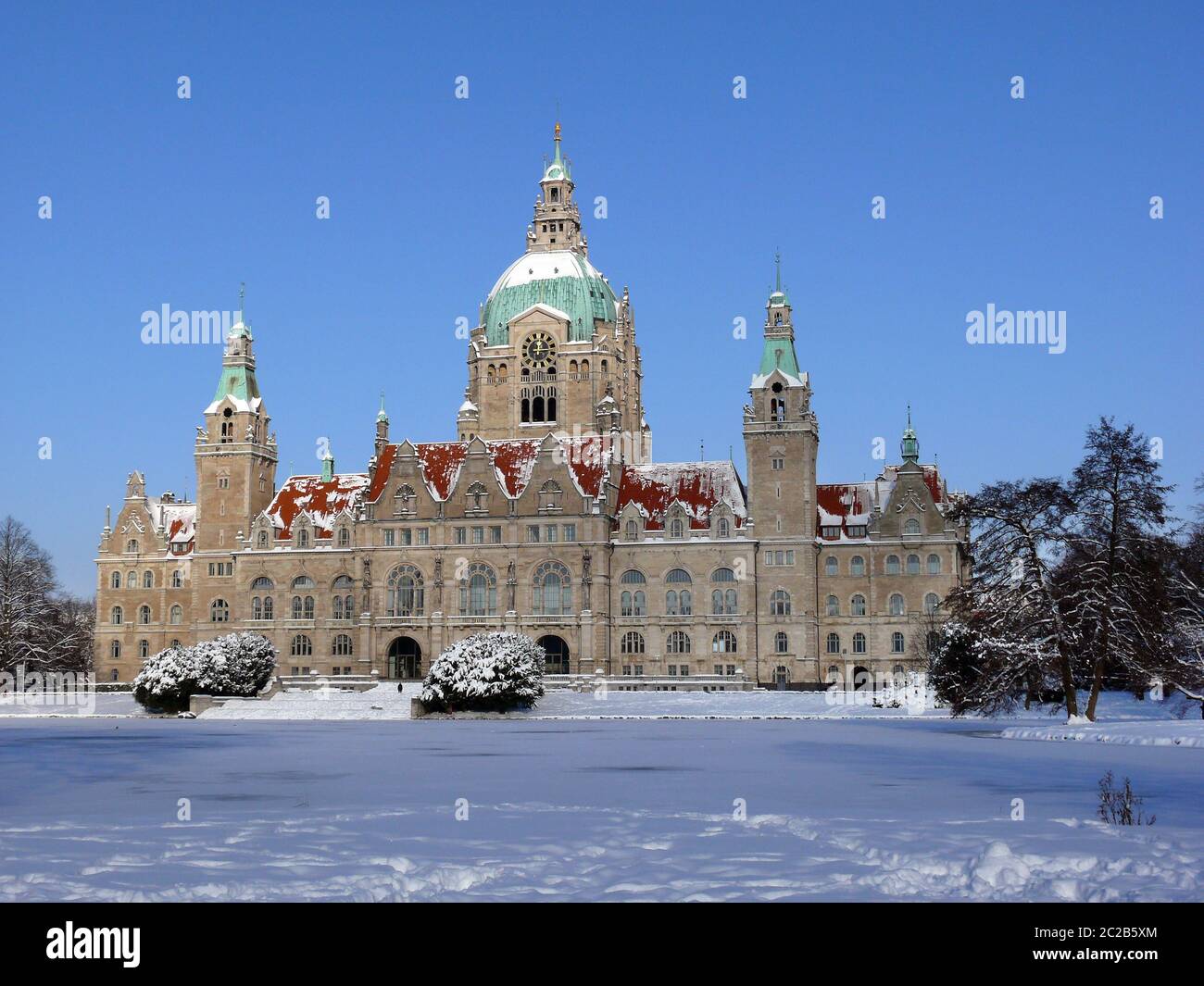 Architektur neues rathaus -Fotos und -Bildmaterial in hoher Auflösung ...
