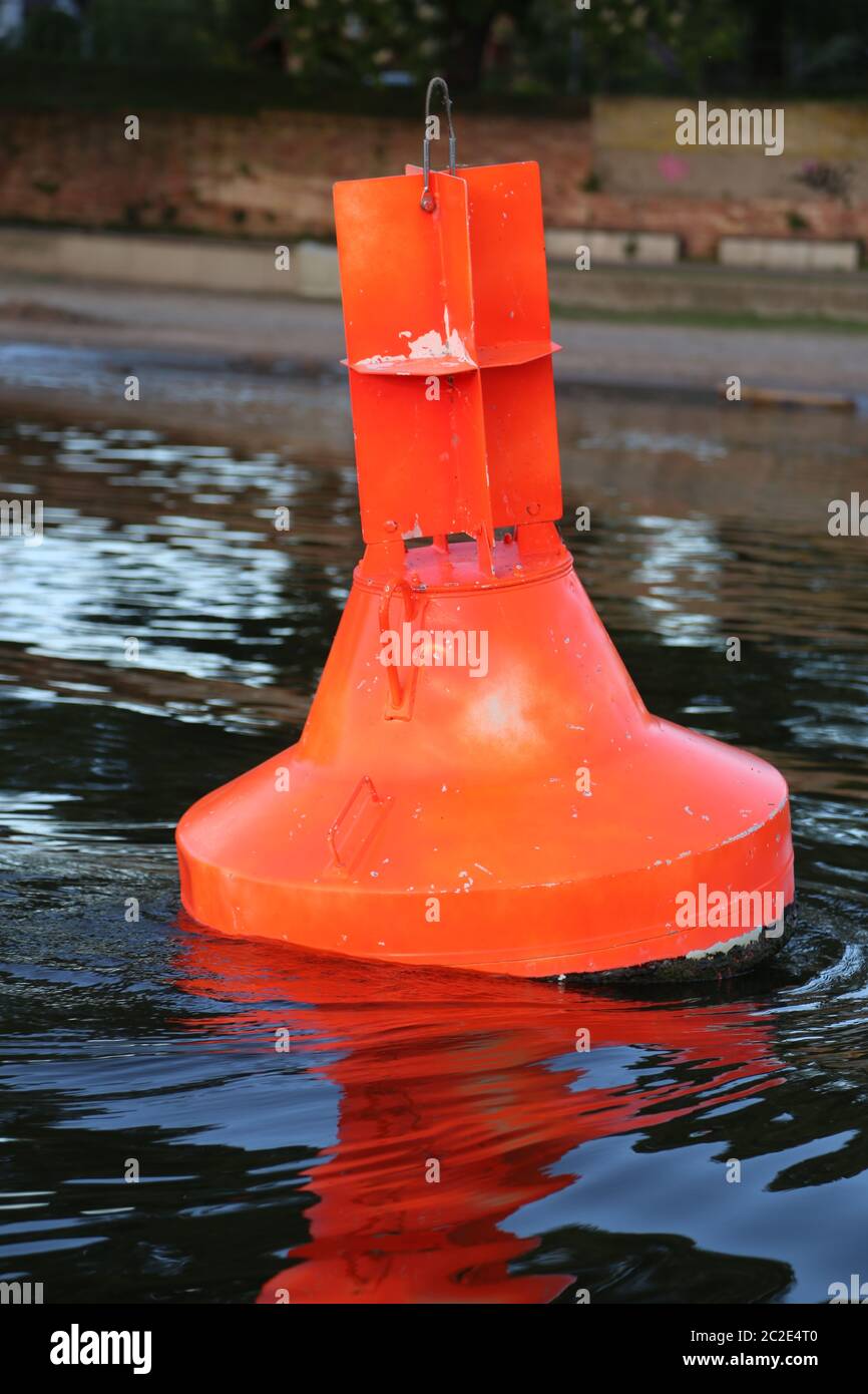 Navigationszeichen boje -Fotos und -Bildmaterial in hoher Auflösung – Alamy