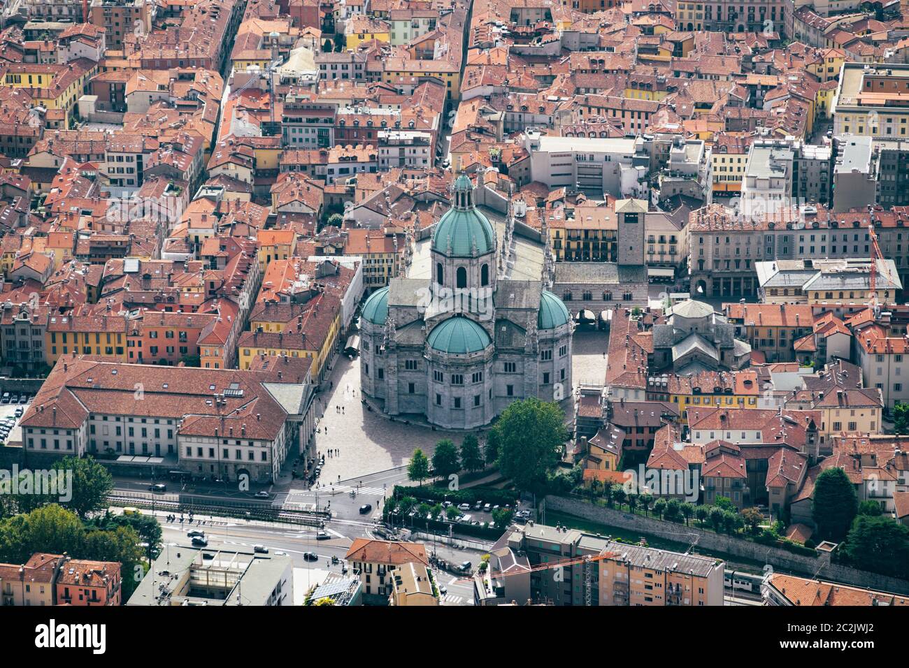 Panoramablick auf die Altstadt von Como, Italien. Como, Italien ... Panoramablick auf die Altstadt von Como, Italien. Como, Italien ...