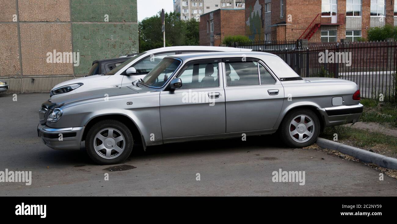 Wolga auto -Fotos und -Bildmaterial in hoher Auflösung – Alamy