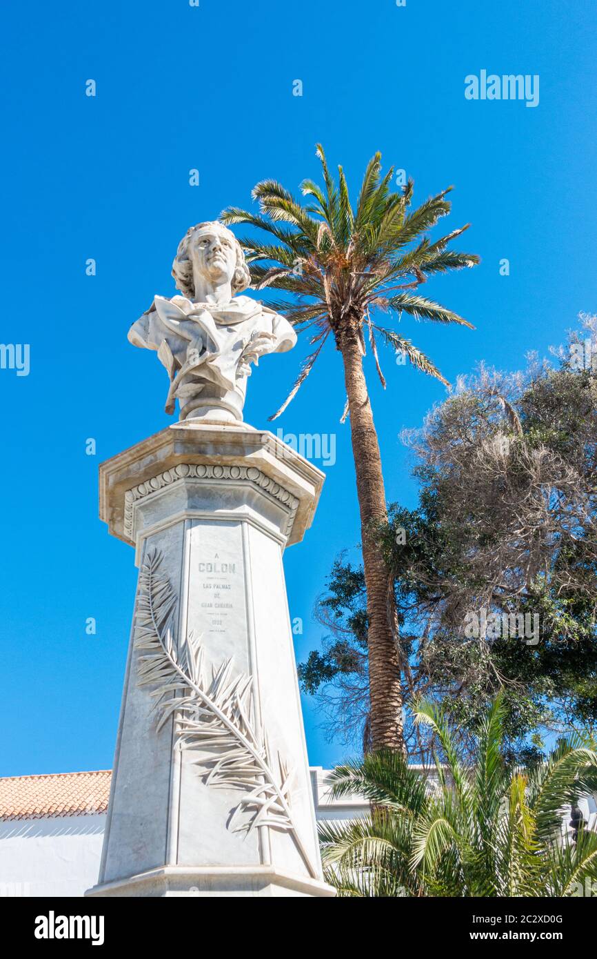 Christopher columbus with native americans -Fotos und -Bildmaterial in ...